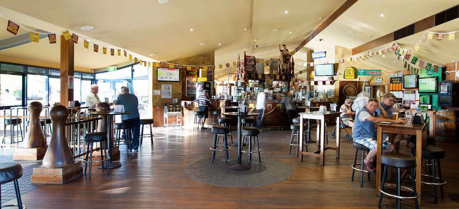 Dublin Docks Tavern, Biggera Waters, QLD