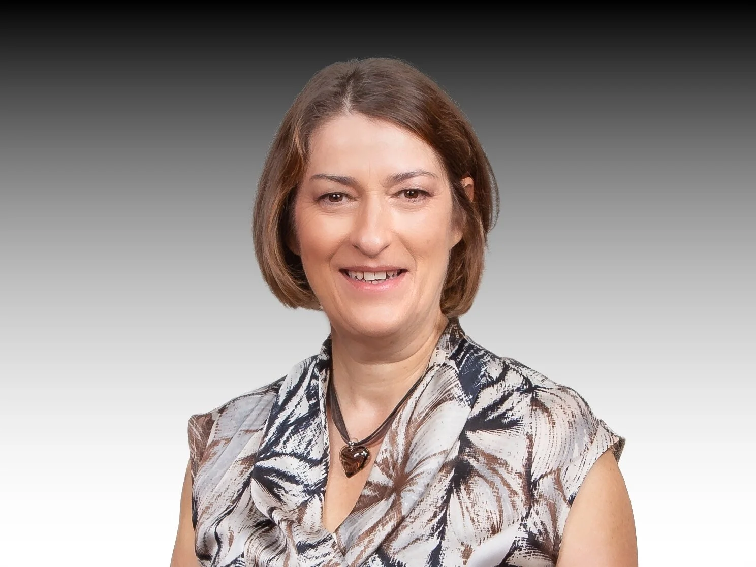 Kerry Pienaar | Women’s Business Coach I behind closed doors