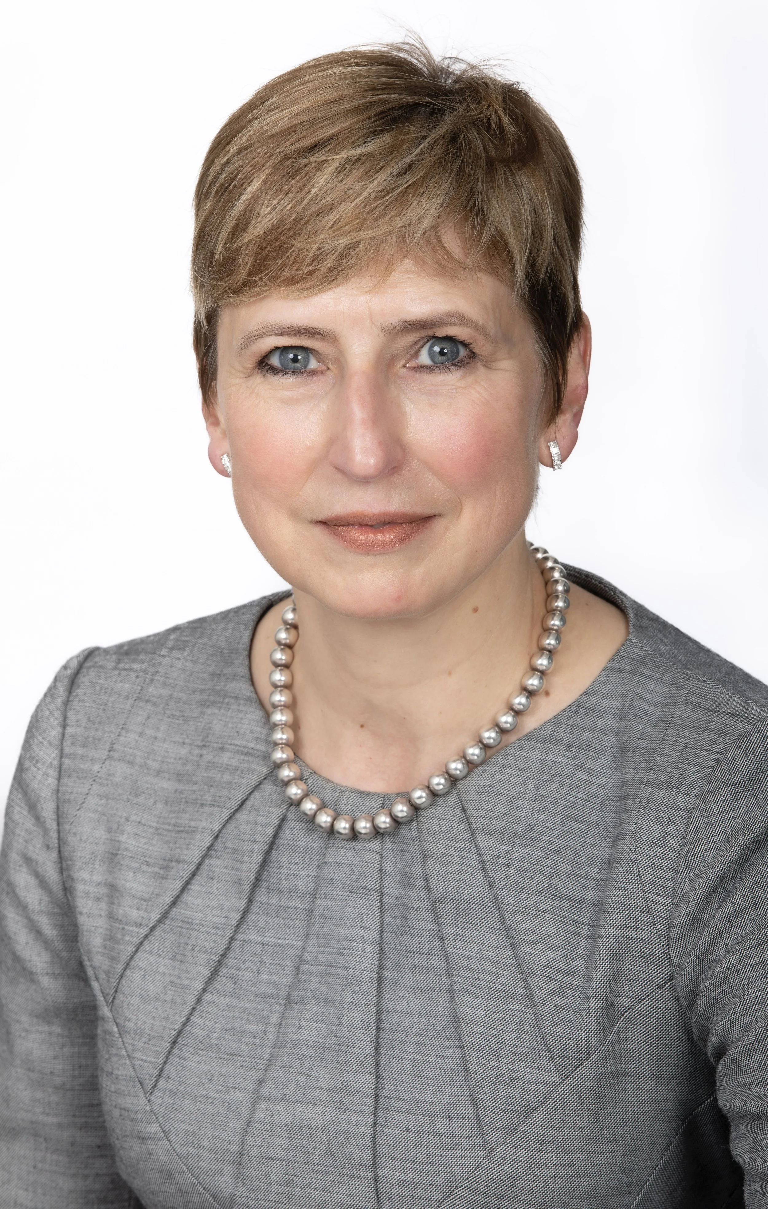 Ingrid Williams | Women’s Business Coach I behind closed doors