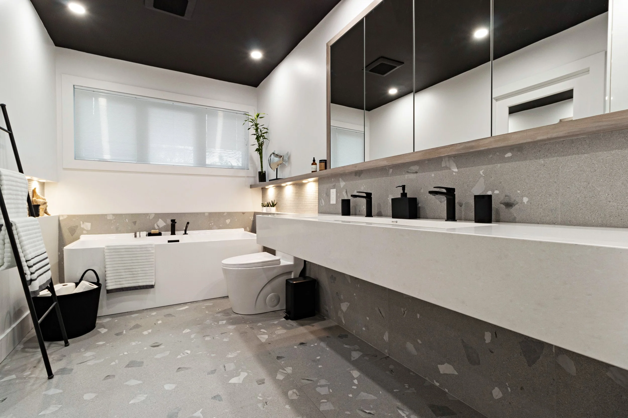 ÉPURÉ ET MINIMALISTE — SC Design
