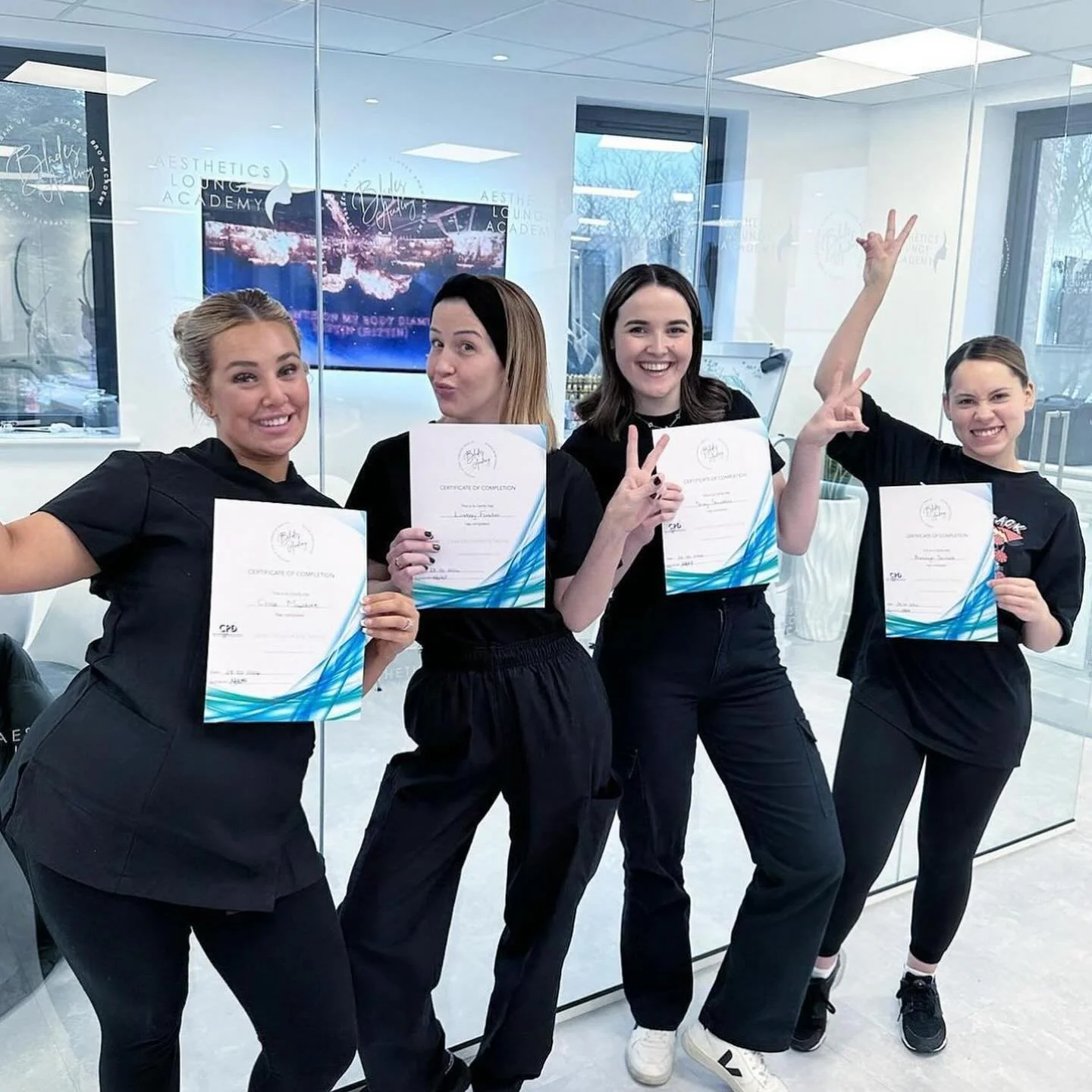 Microblading Training & Courses | Become a Certified Microblading ...