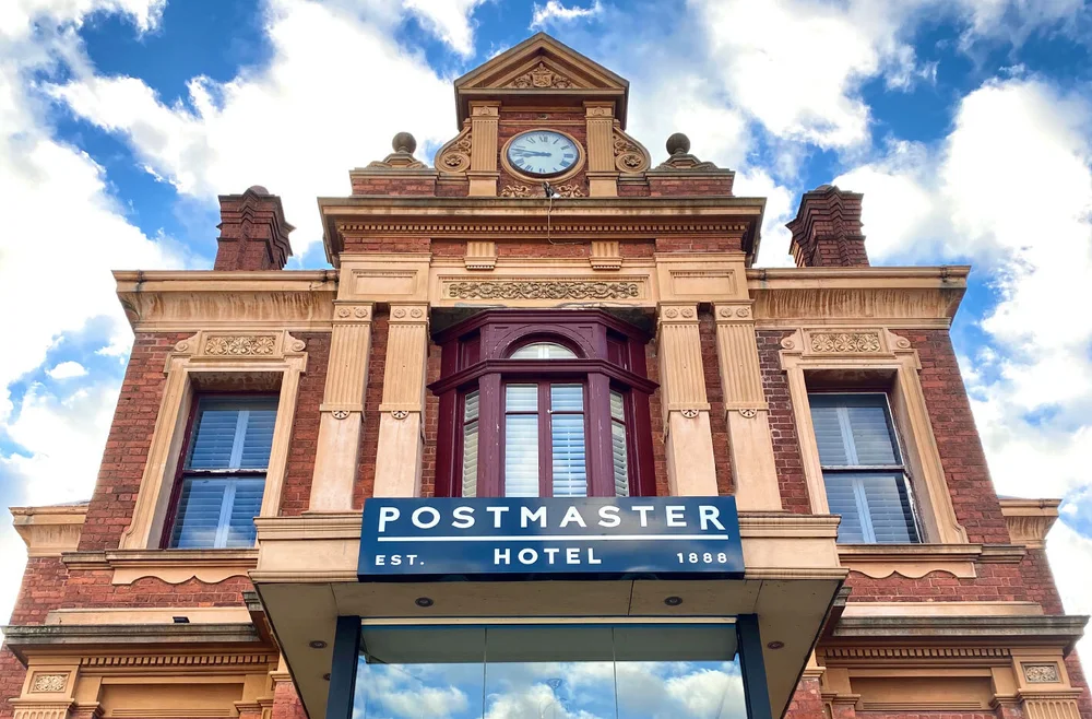 Postmaster Hotel Kew - Your New Local Pub