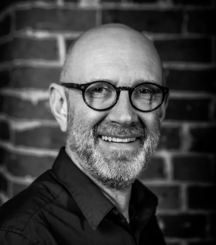 About Us — Navigatr