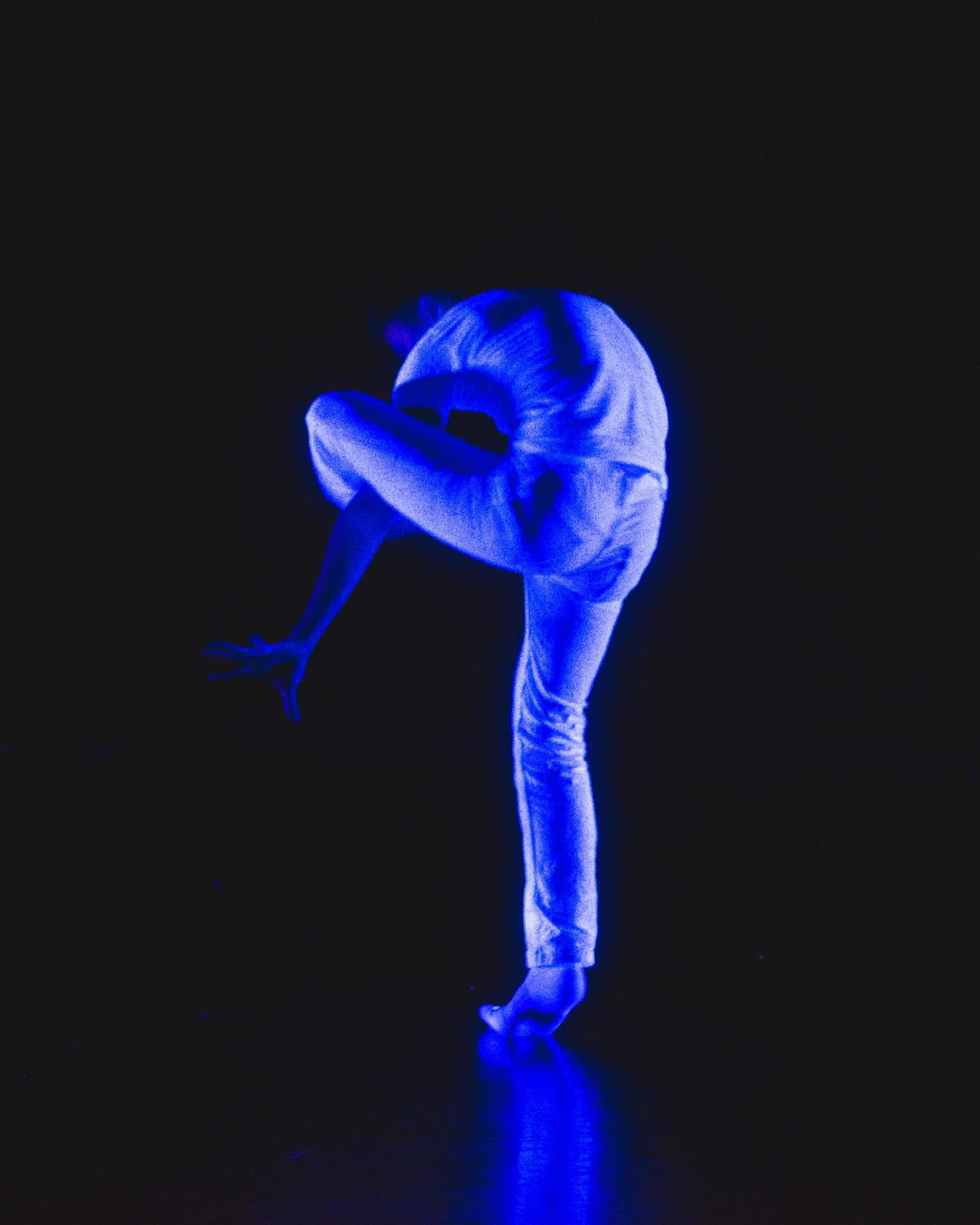 ralph escamillan | performance artist | choreographer | teacher