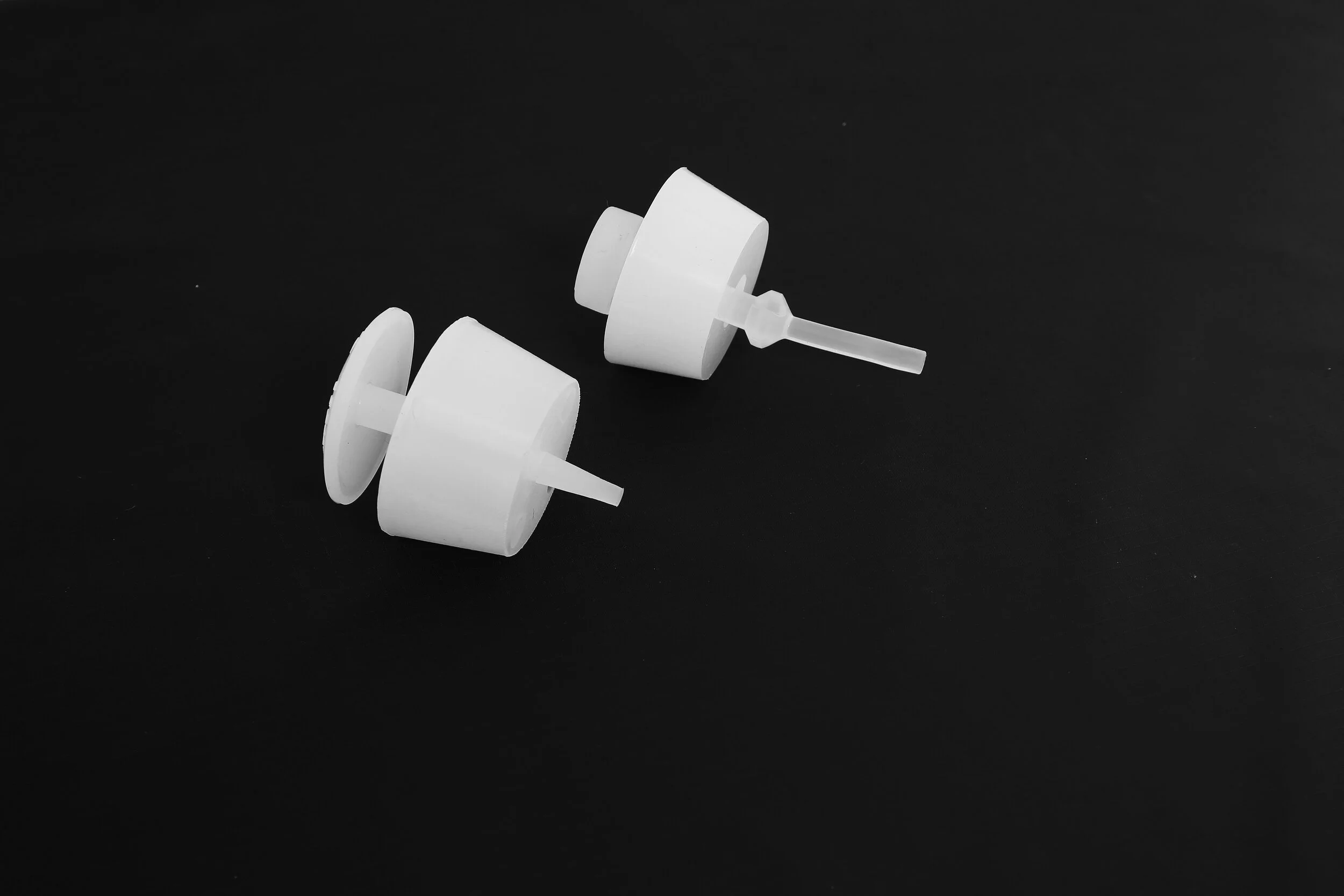 Solid, Fat Lip & Fermentation Bungs — The Boswell Company-Wine Barrels ...