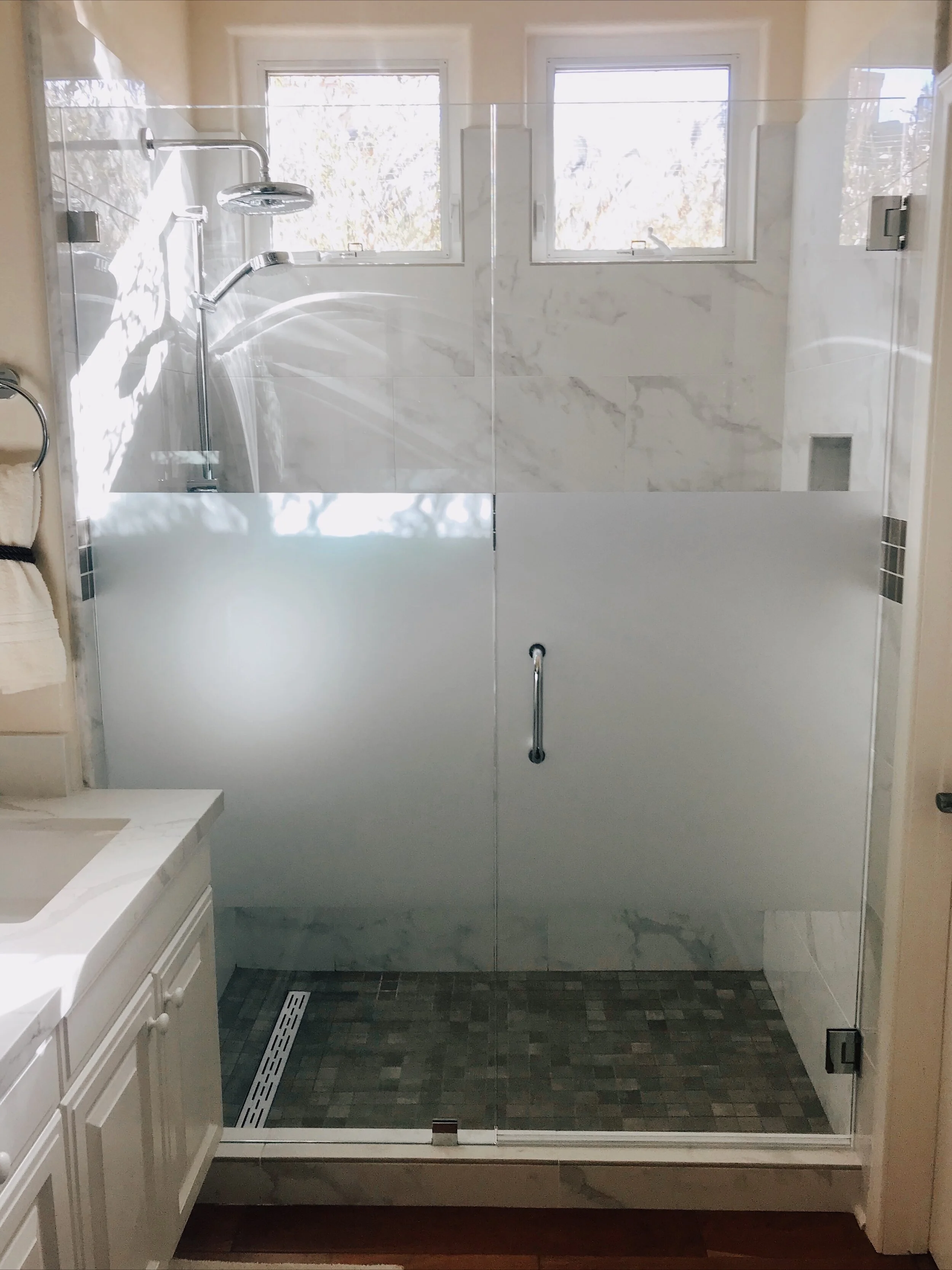 Sandblasted Showers — ABC GLASS INC - SAN DIEGO