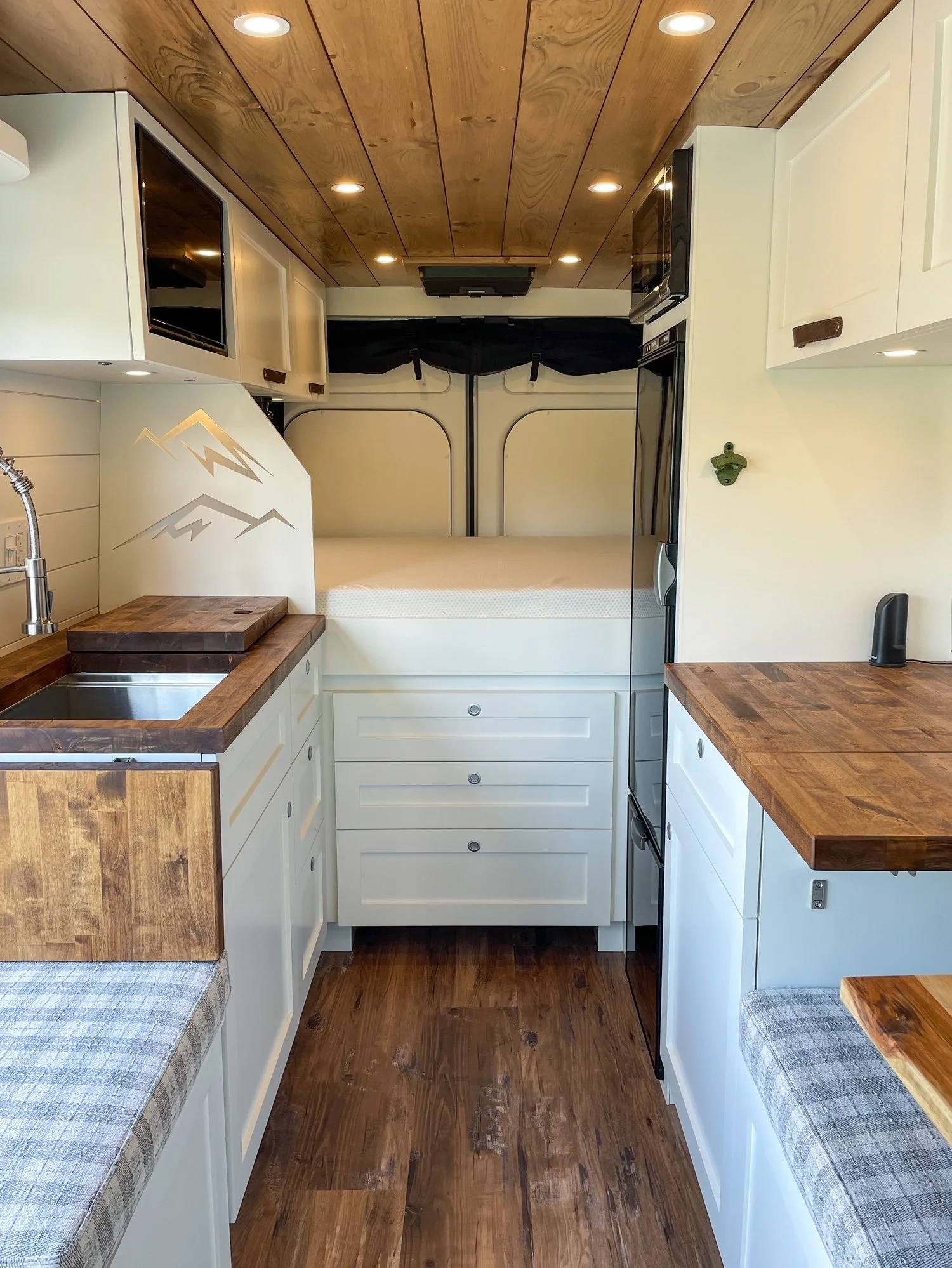 Annmarie & Bill — Live a Little Vans