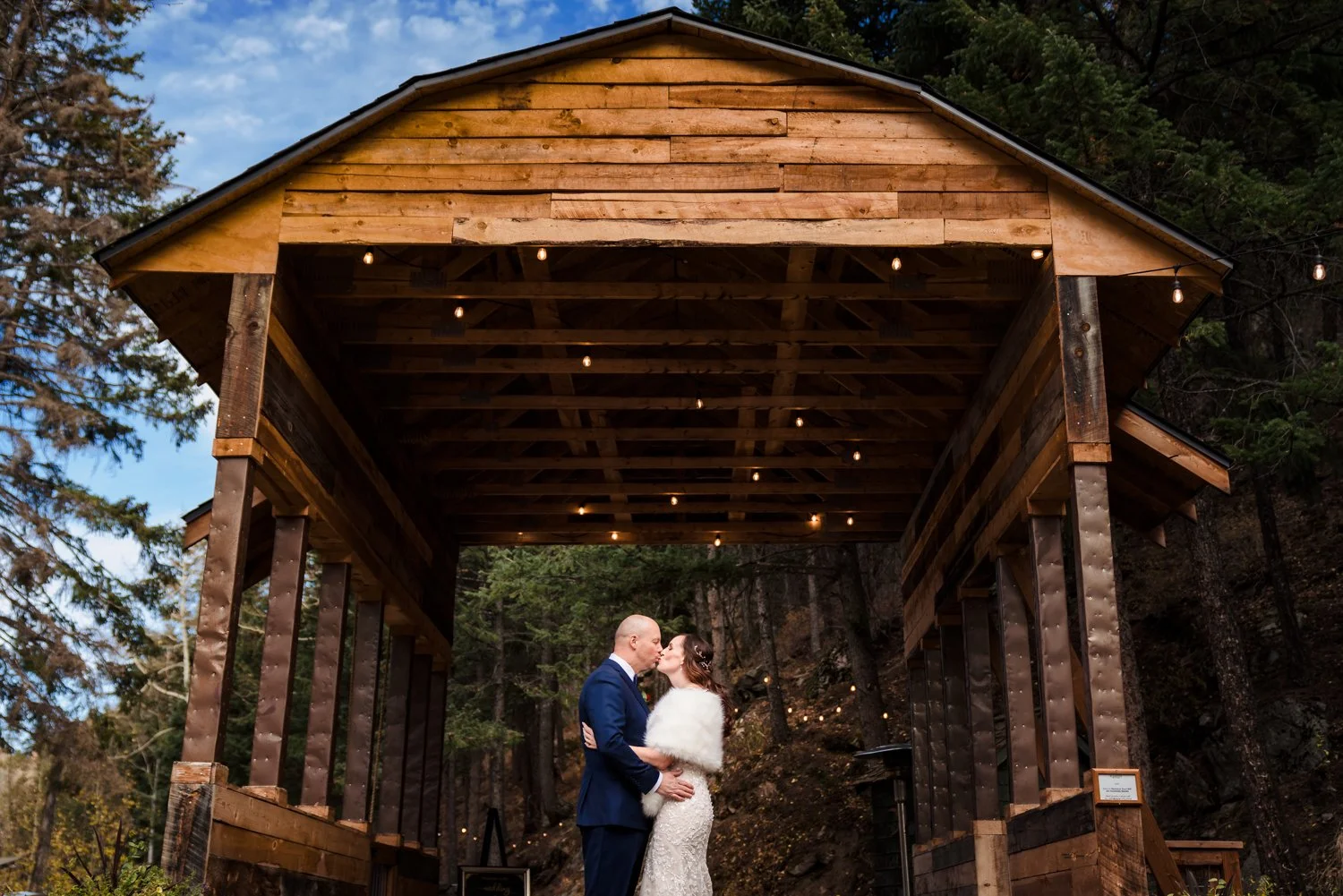 Blackstone River Ranch wedding by Idaho Spring photographer | Mel & Ty ...