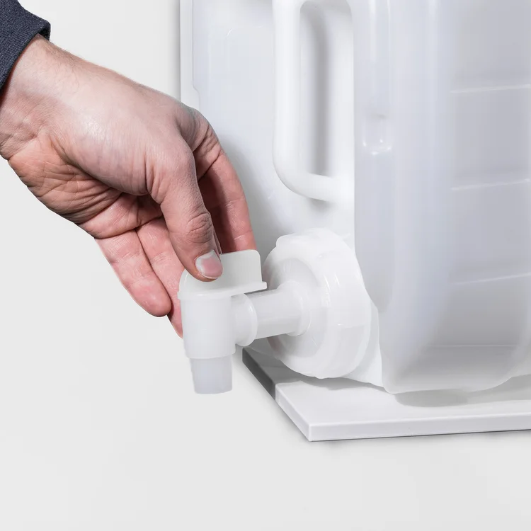 Fresh Water Tank Spigot — Simple Cart Systems
