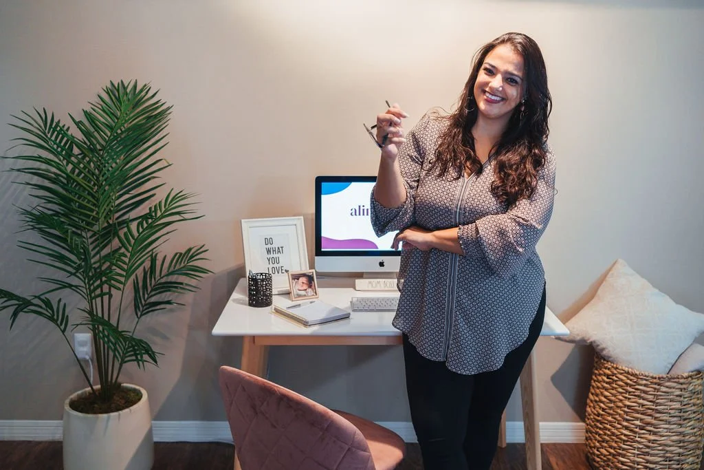 Aline Hoss | Squarespace & Kajabi Design