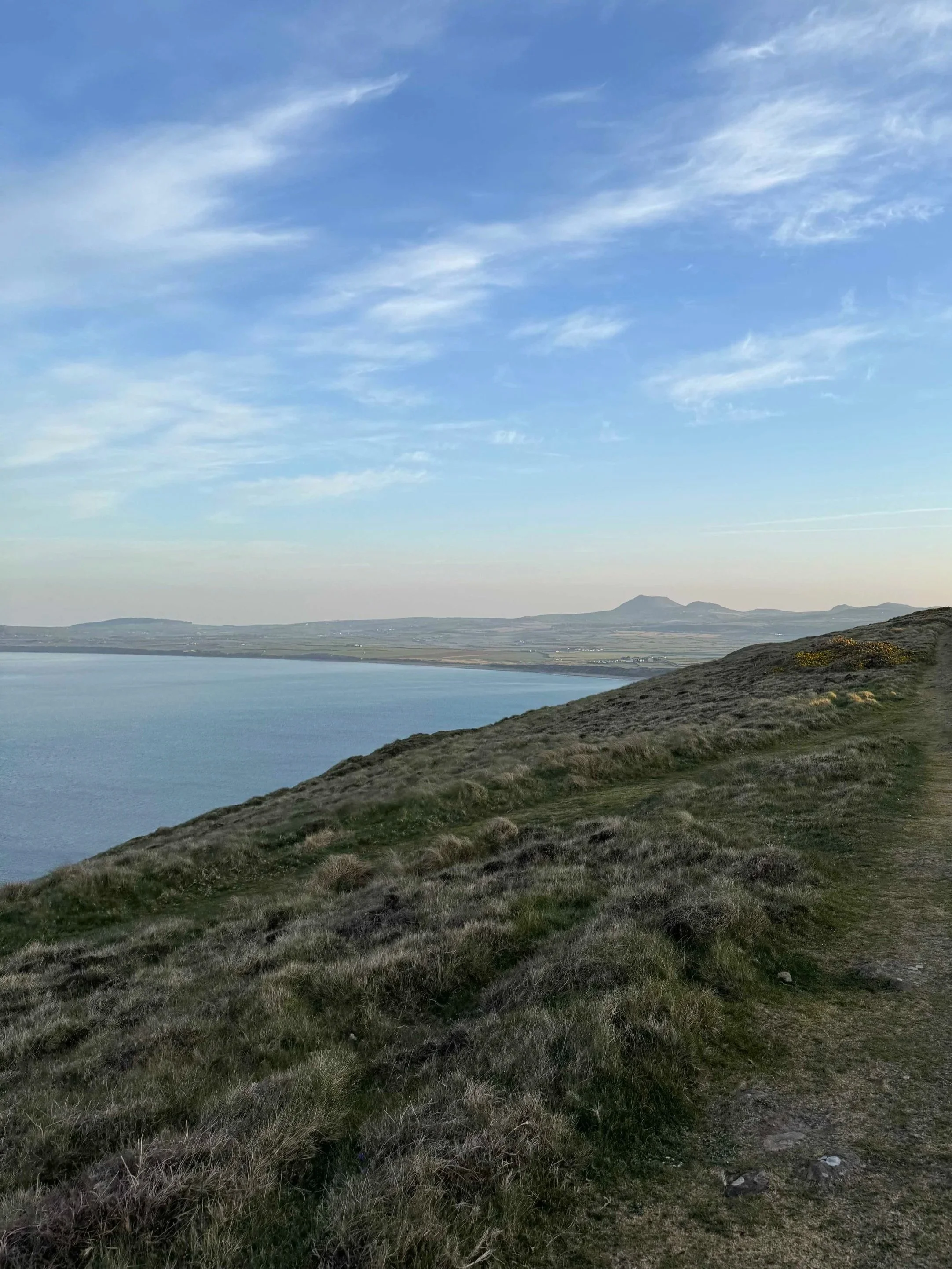 Porth Neigwl to Abersoch Walk — Wales Coast Path Llŷn Guide — Casgliad ...