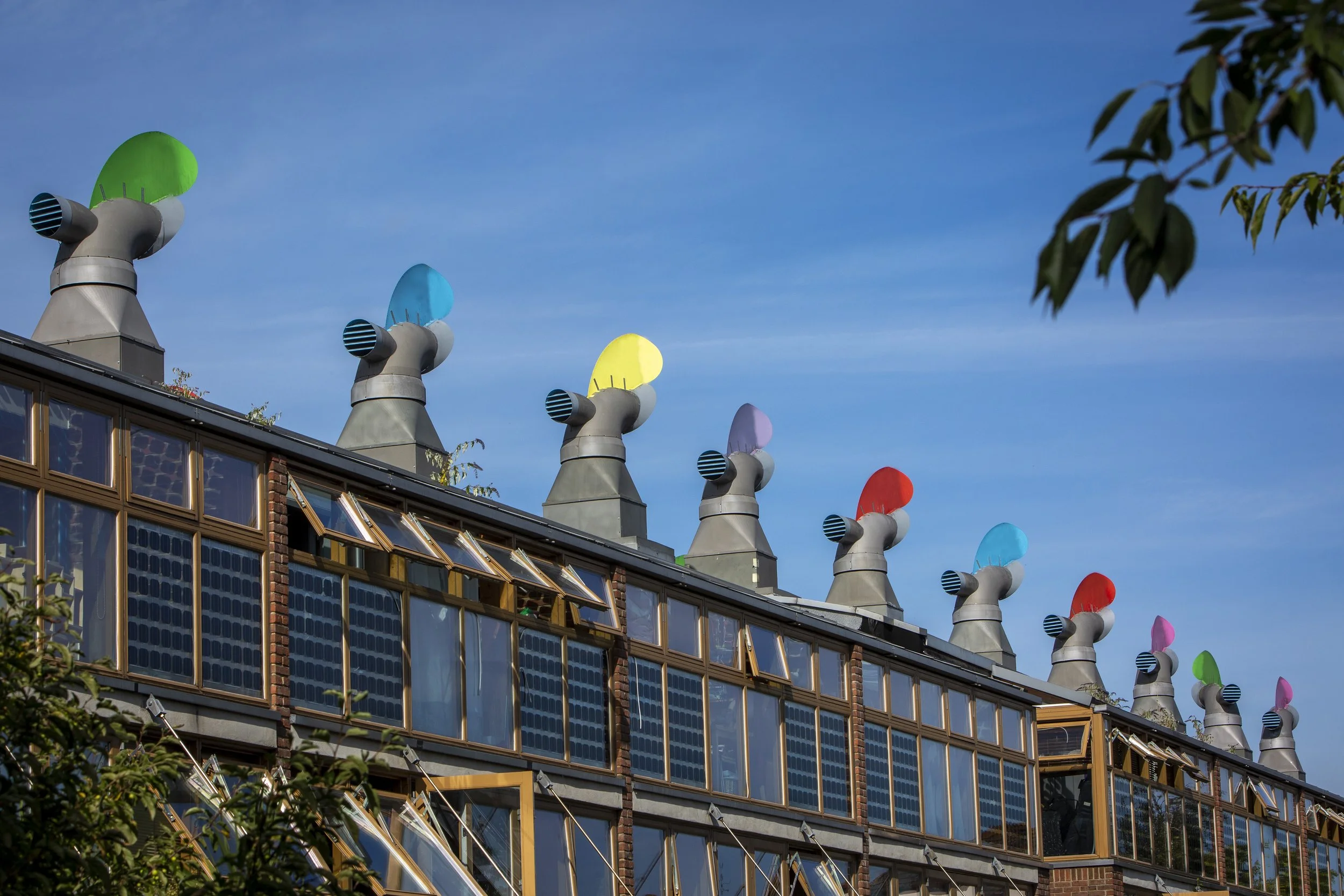 Bioregional & ZEDFactory - BedZED low-carbon housing development