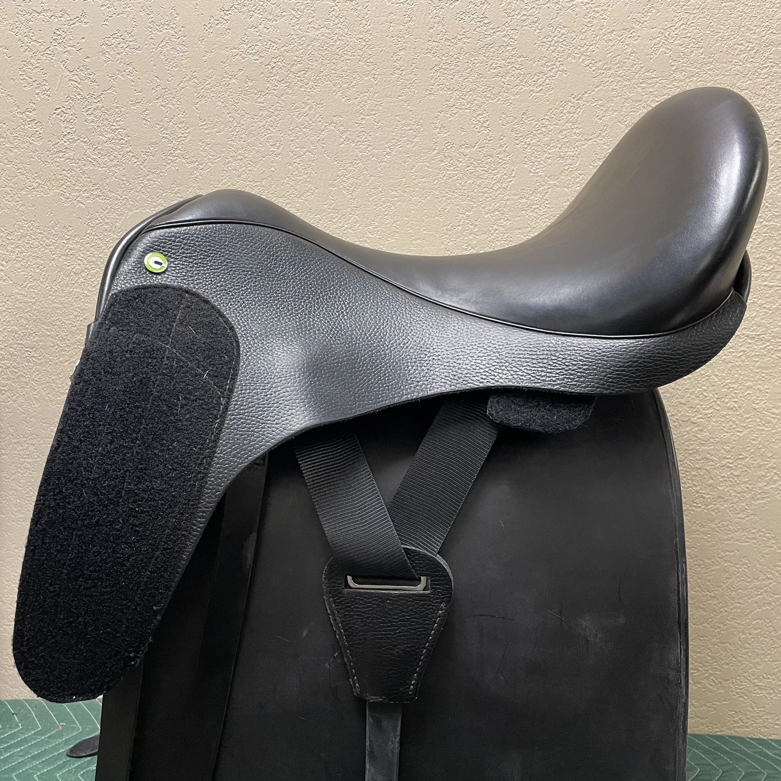 Used Saddles — EQ Saddle Science