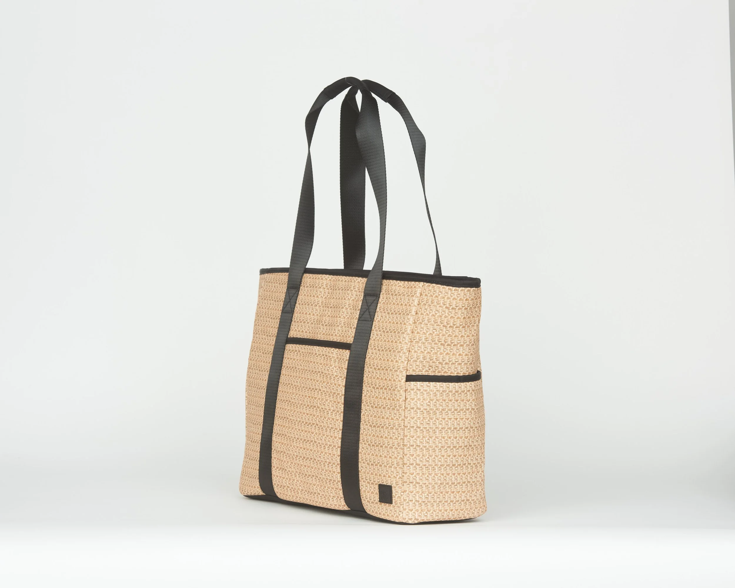 SHOP — IHKWIP