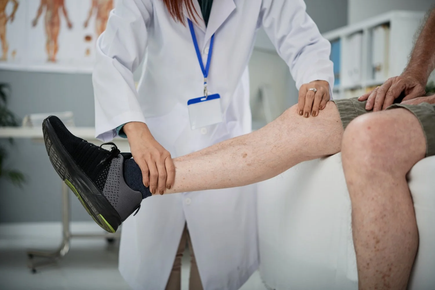 Diabetes Leg Pain: Symptoms, Treatment & Home Remedies
