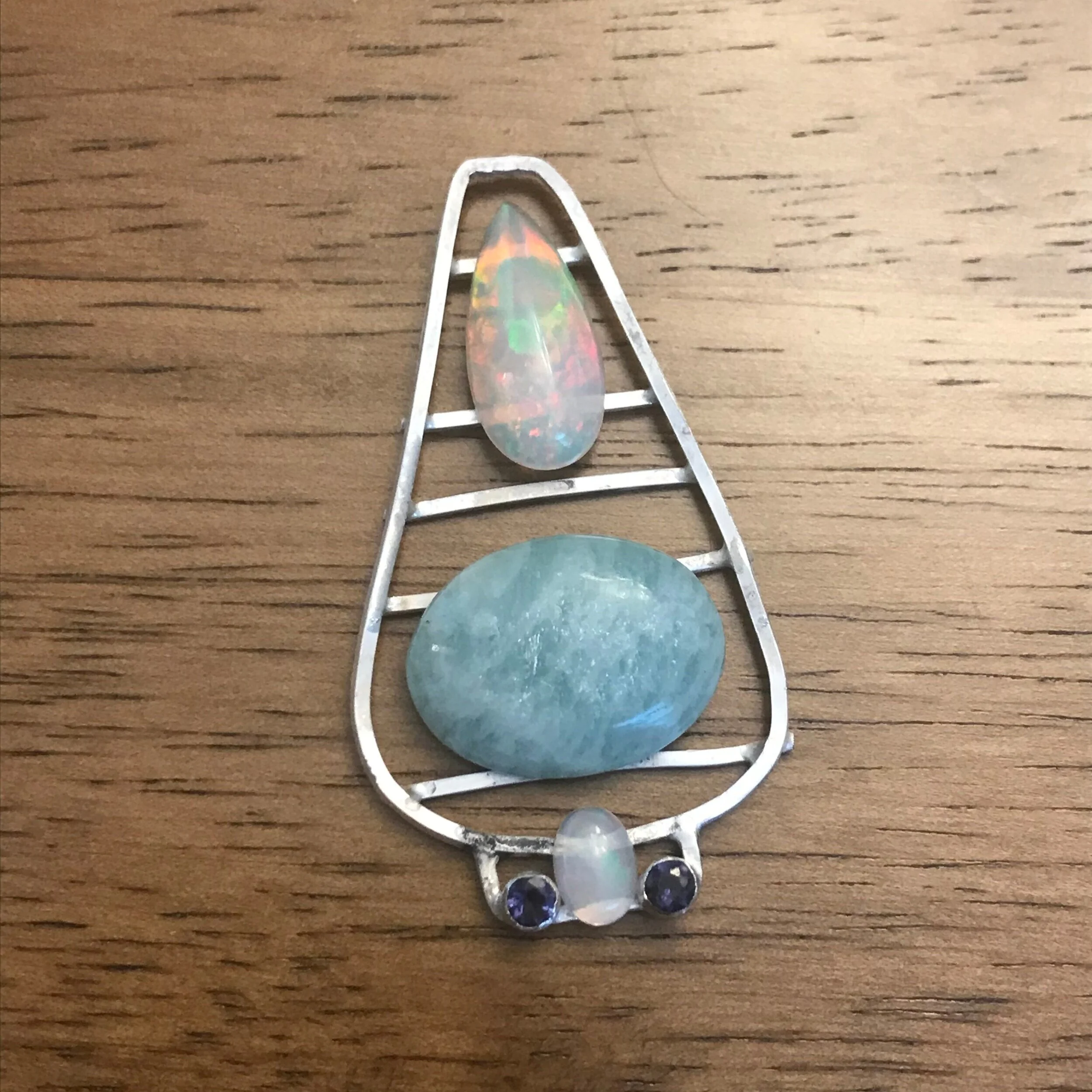 Symmetrical Wire Wrapping Tips — The Wobbly Wook