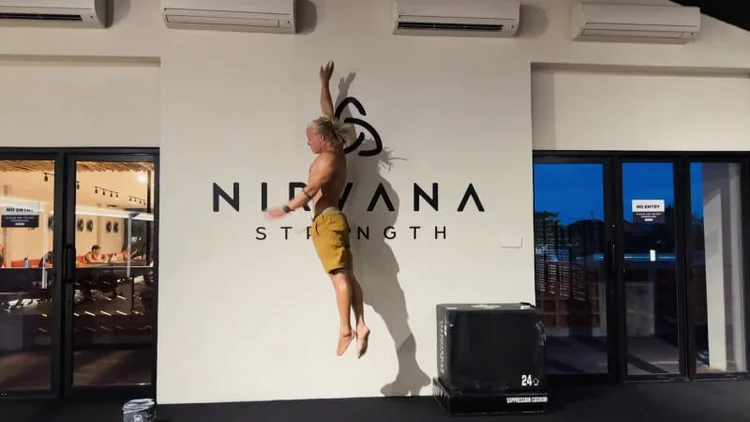 How to Backflip! — BERG MOVEMENT