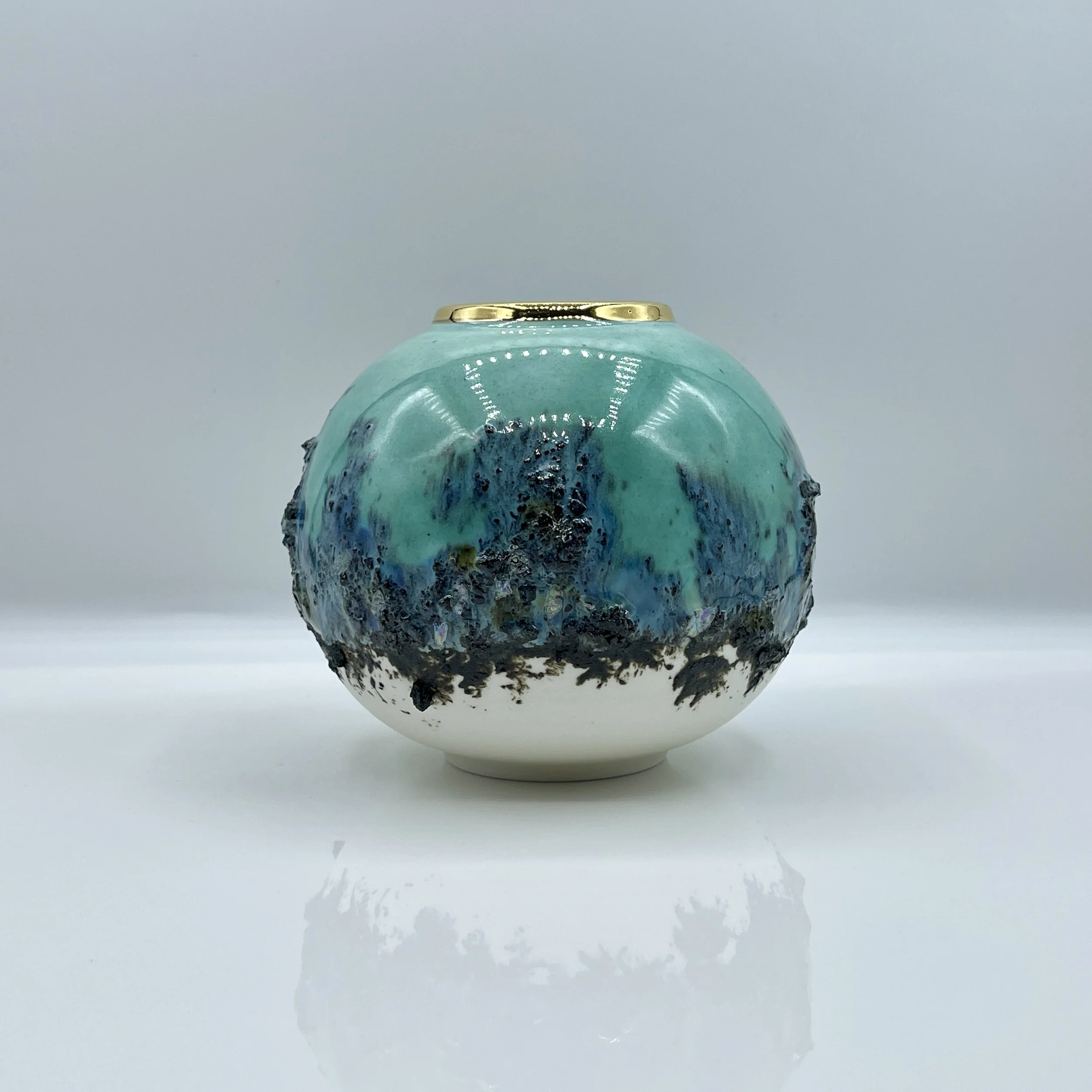 Deep Prussian Blue, grey, white, aventurine and platinum Sea Globe ...