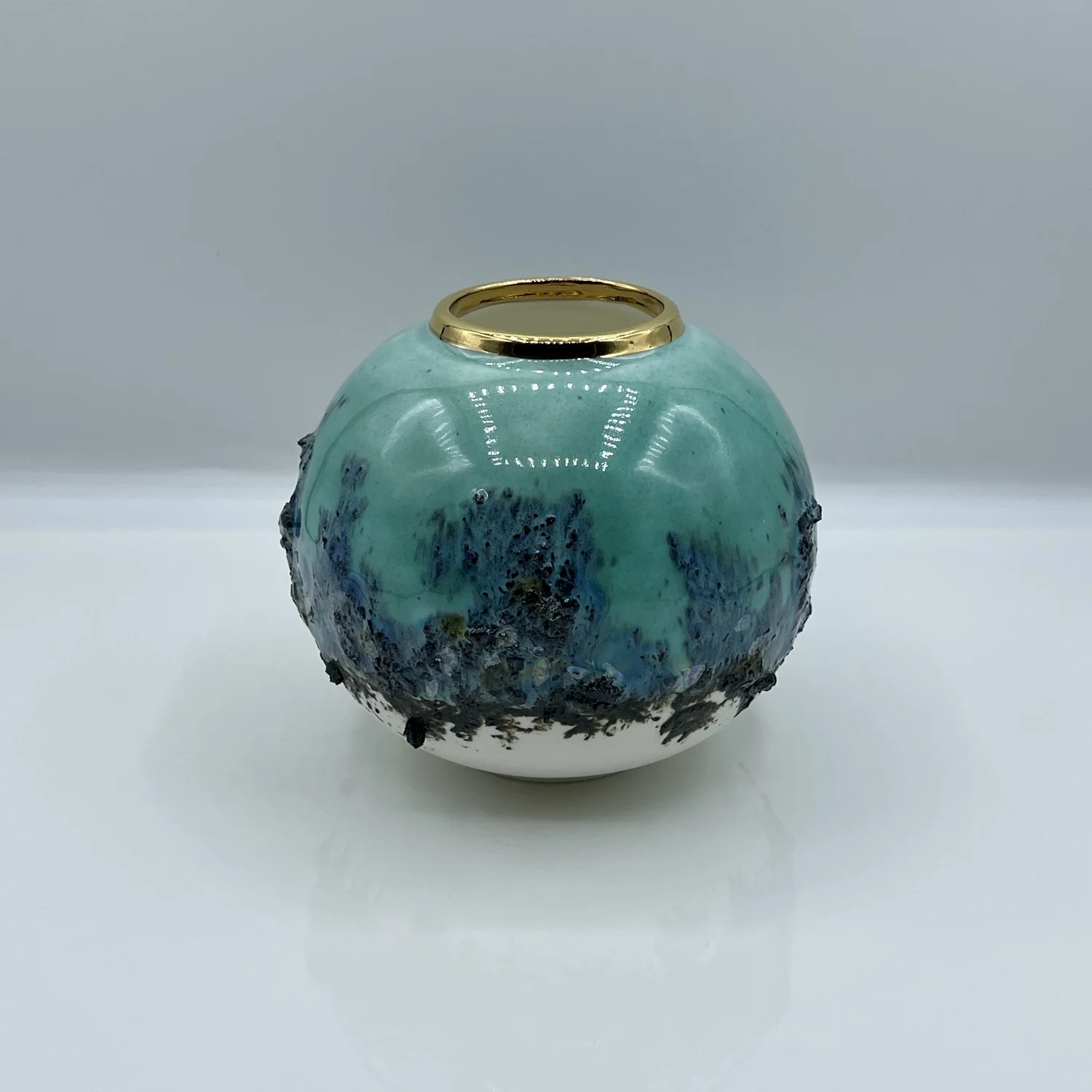 Deep Prussian Blue, grey, white, aventurine and platinum Sea Globe ...