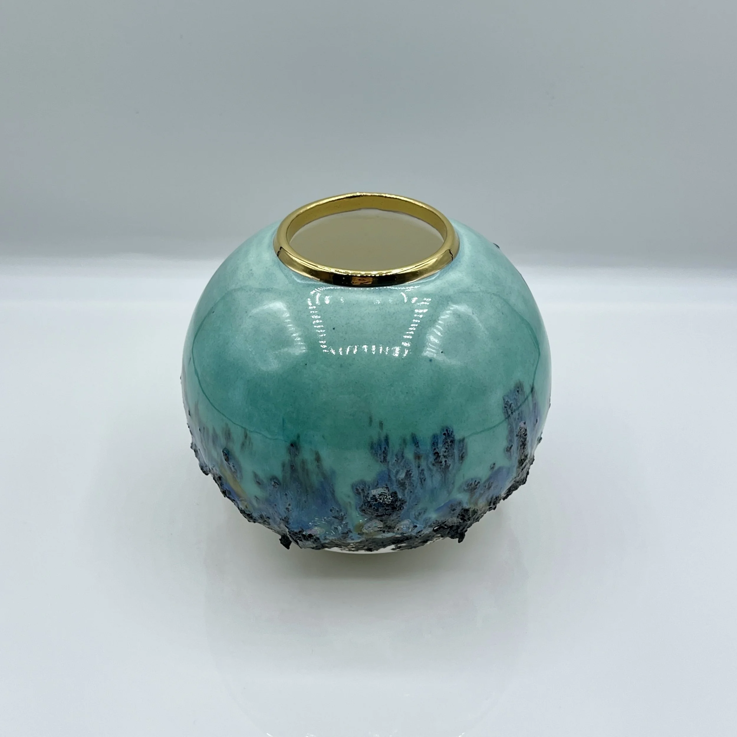 Mottled blue and black clay inlaid Sea Globe (Platinum) — Blackbird ...