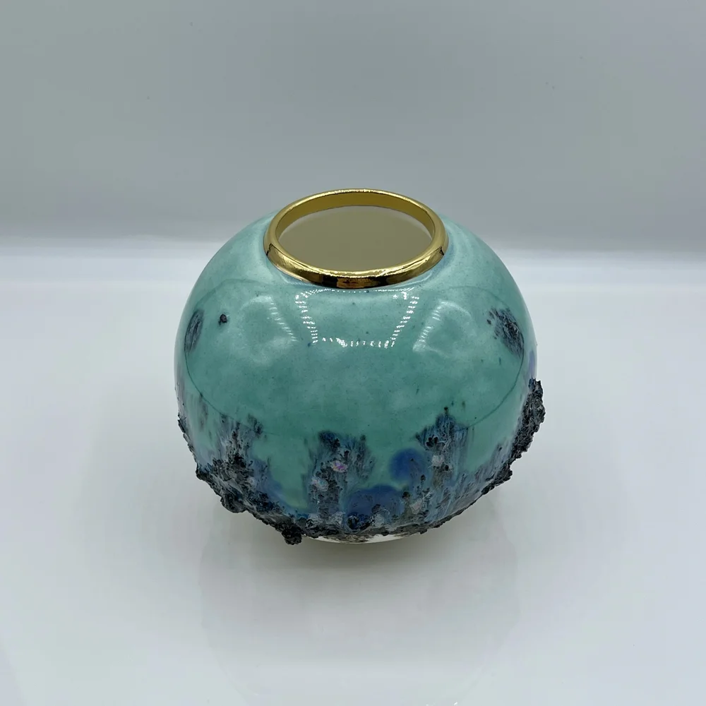 Mottled blue and black clay inlaid Sea Globe (Platinum) — Blackbird ...