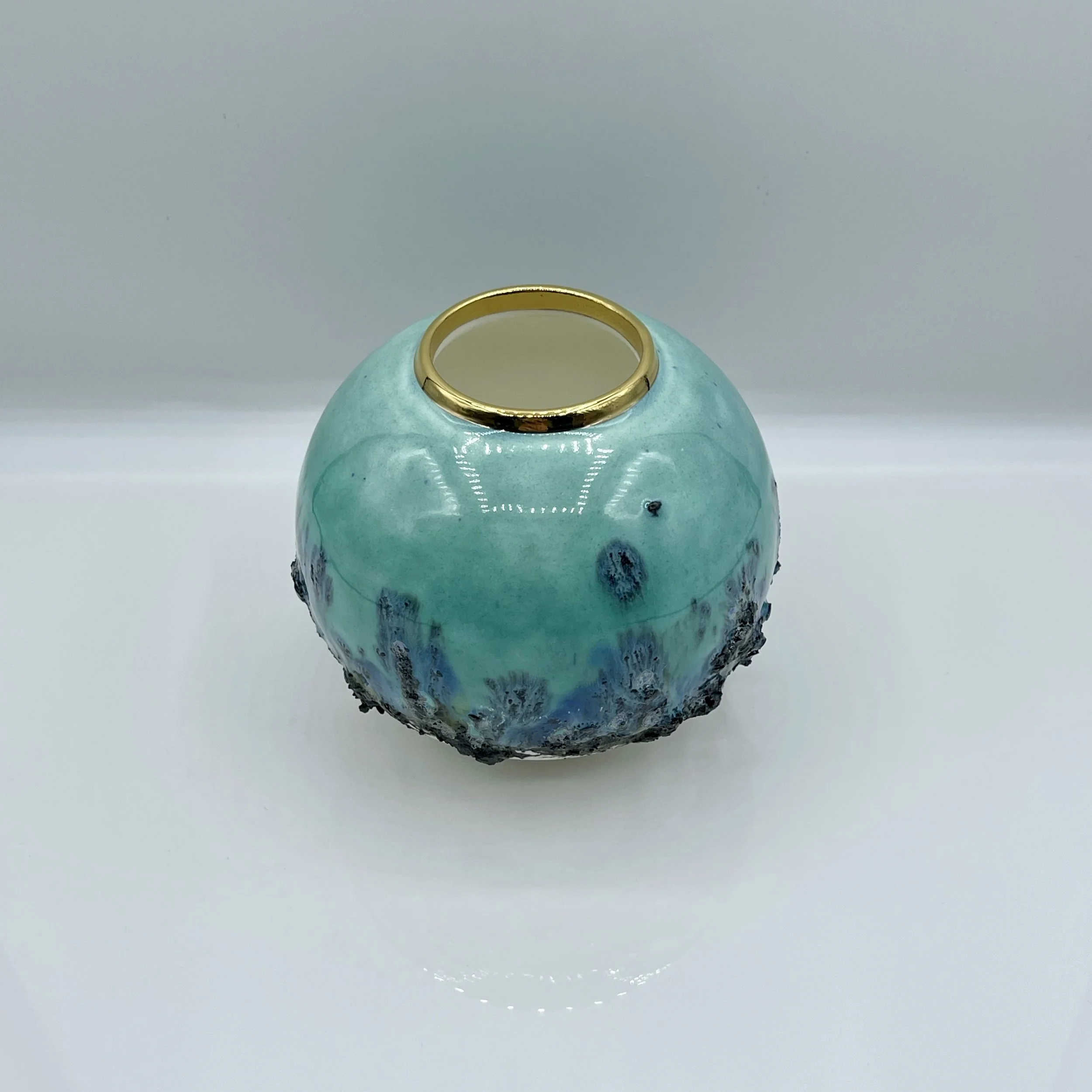 Mottled blue and black clay inlaid Sea Globe (Platinum) — Blackbird ...