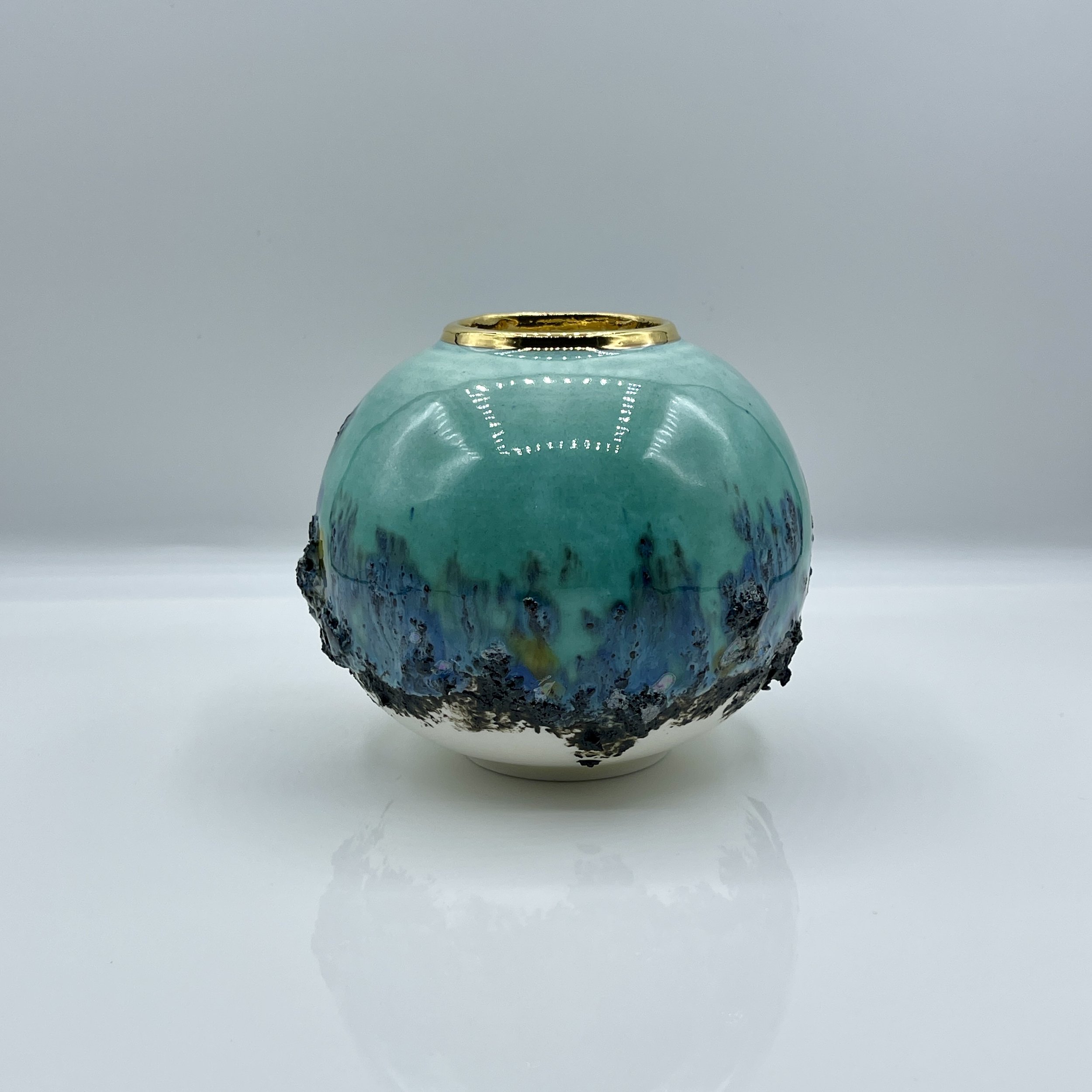 Mottled blue and black clay inlaid Sea Globe (Platinum) — Blackbird ...