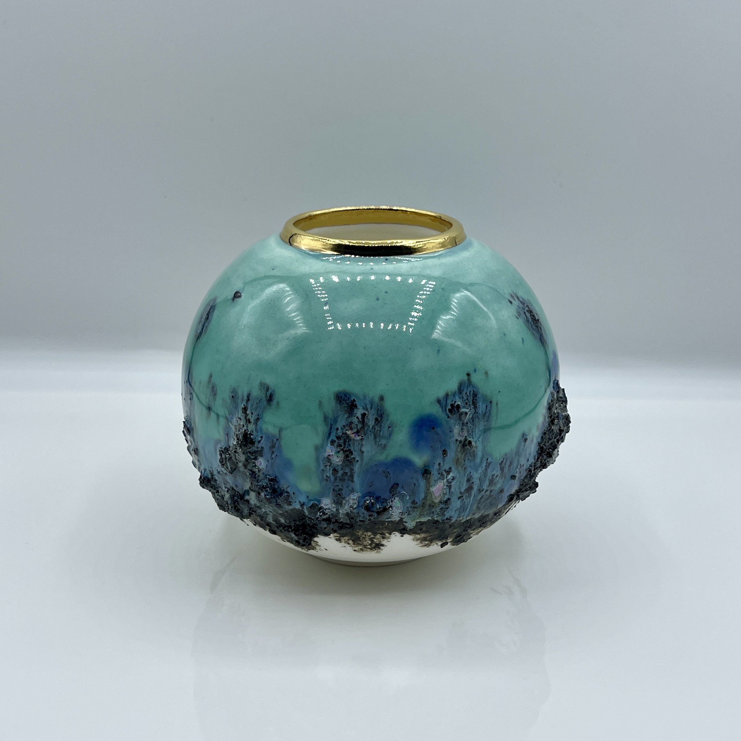 Mottled blue and black clay inlaid Sea Globe (Platinum) — Blackbird ...