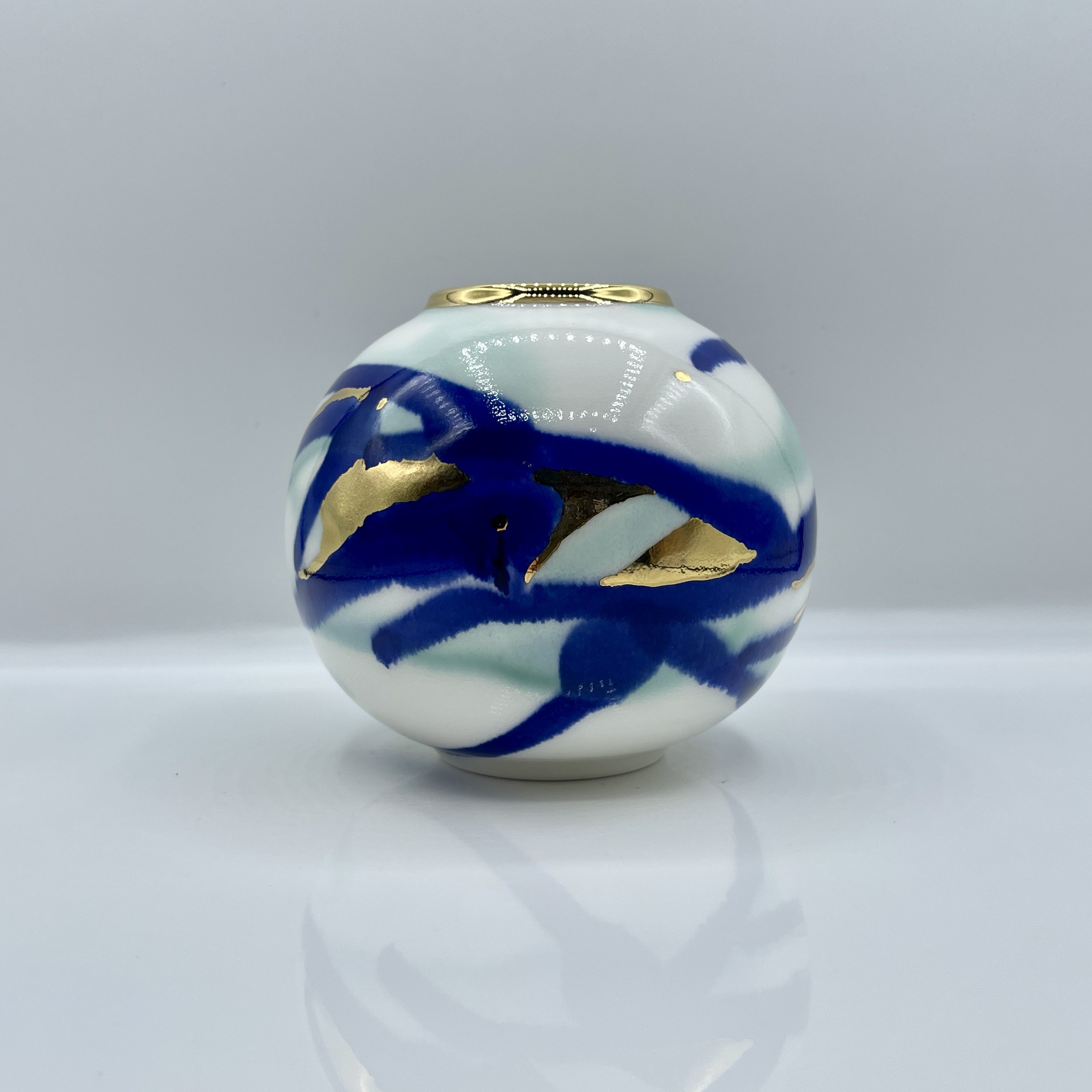 Deep Prussian Blue, grey, white, aventurine and platinum Sea Globe ...