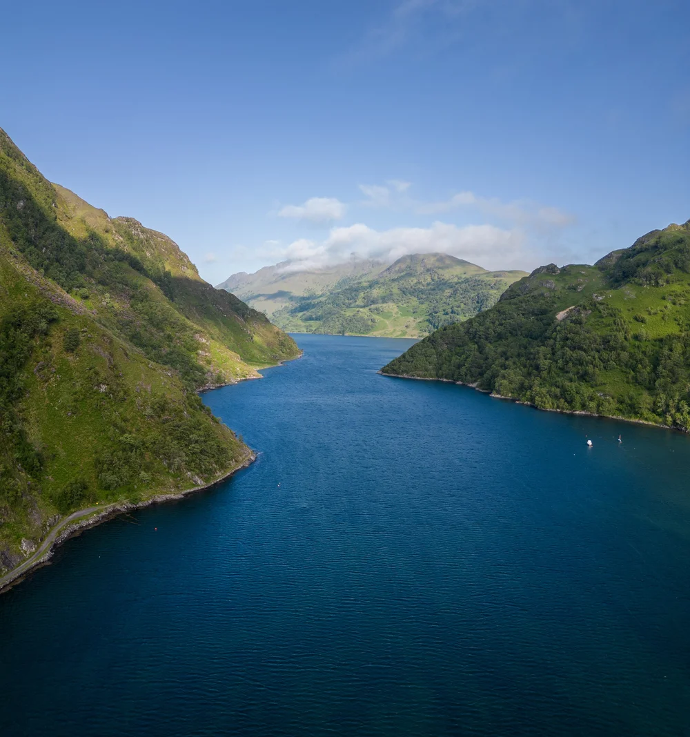 A hike to the most remote pub in mainland Britain | Kinloch Hourn to ...