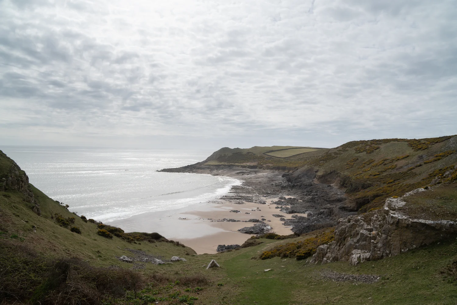 Fall Bay and Mewslade Bay walk from Rhossili | Gowers best walks — Oh ...
