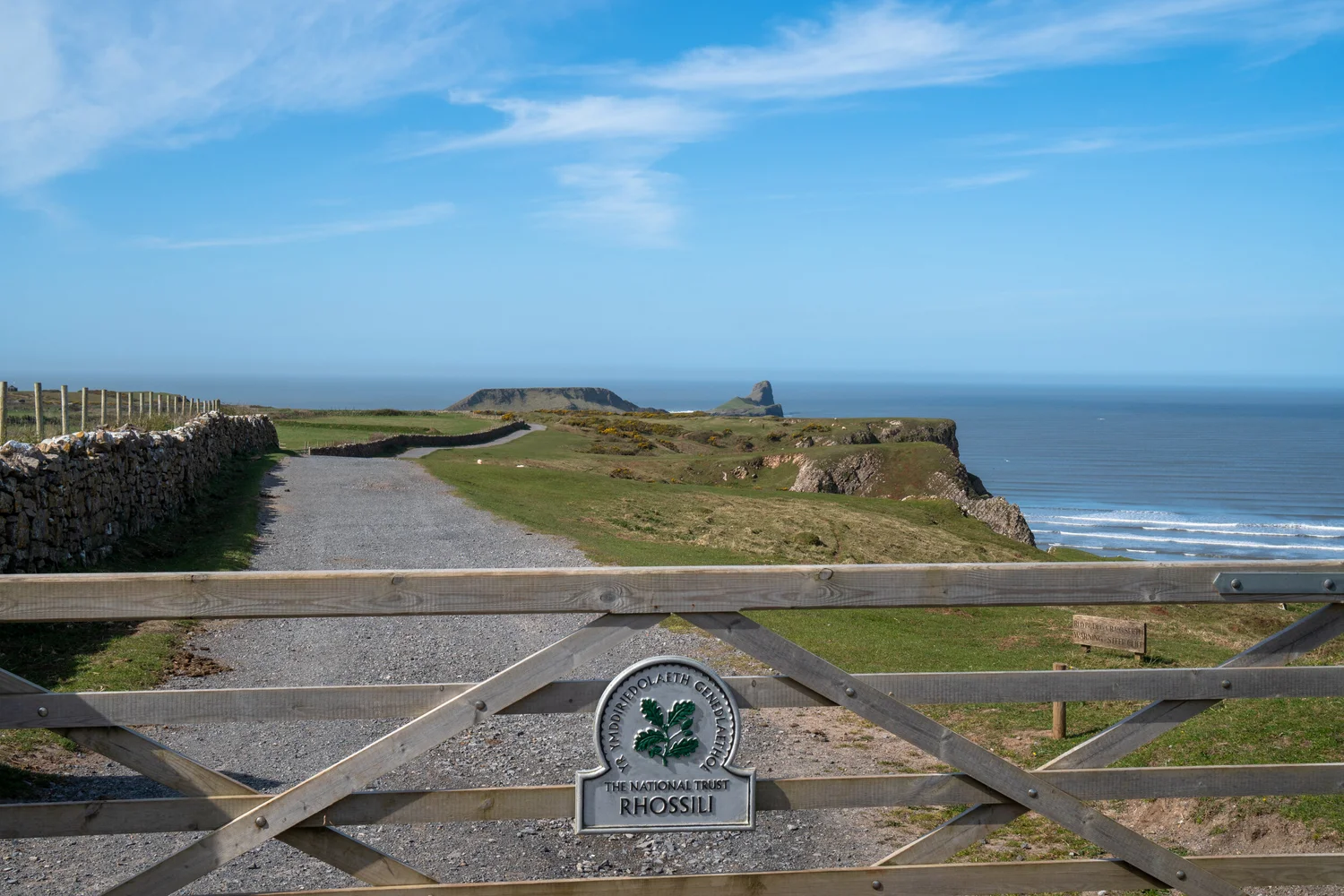 Fall Bay and Mewslade Bay walk from Rhossili | Gowers best walks — Oh ...