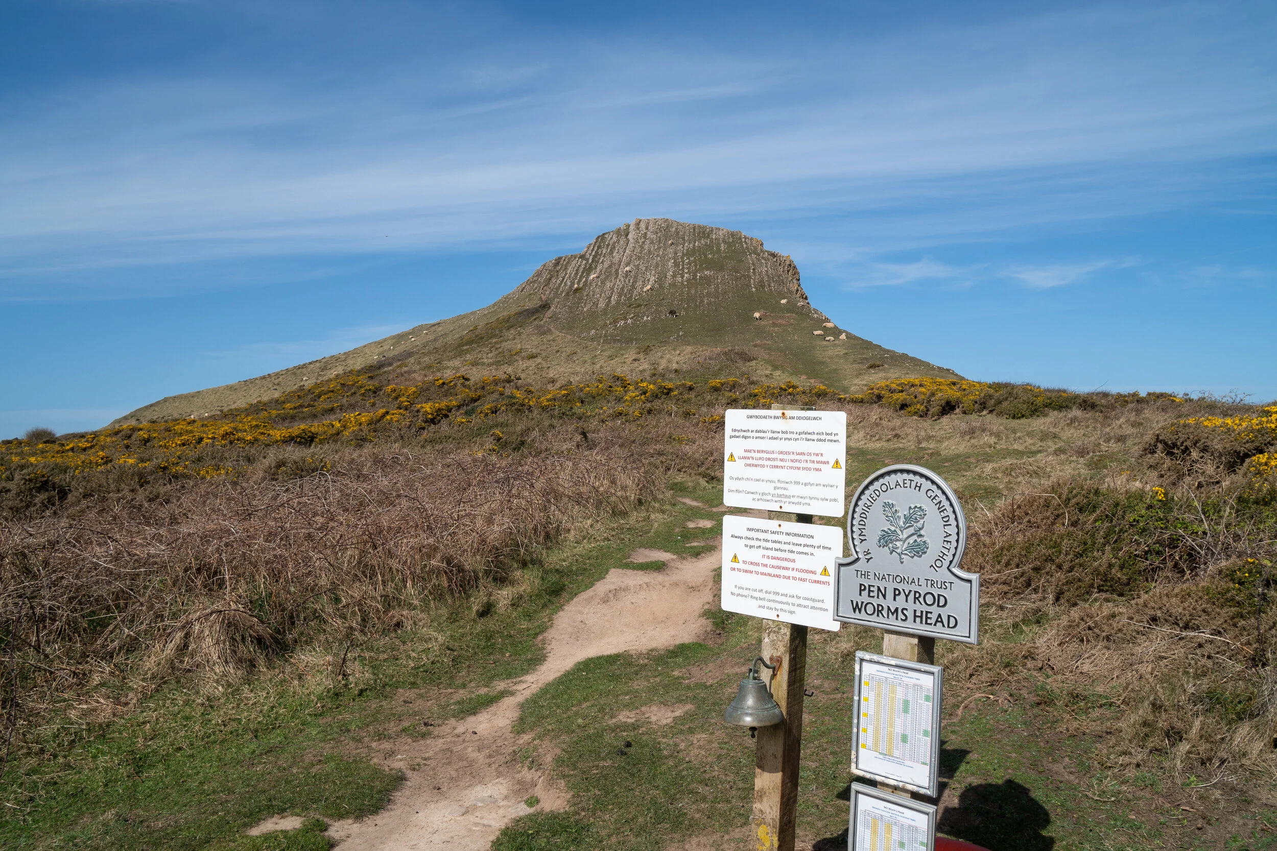 How to walk onto Worms Head, Rhossili, Gower | Detailed Hike Guide with ...