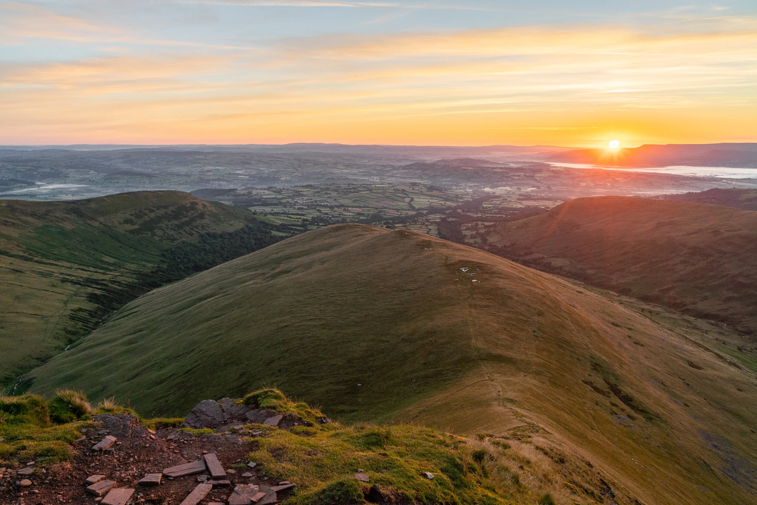 The 5 best places to watch the sunrise in the Brecon Beacons National ...