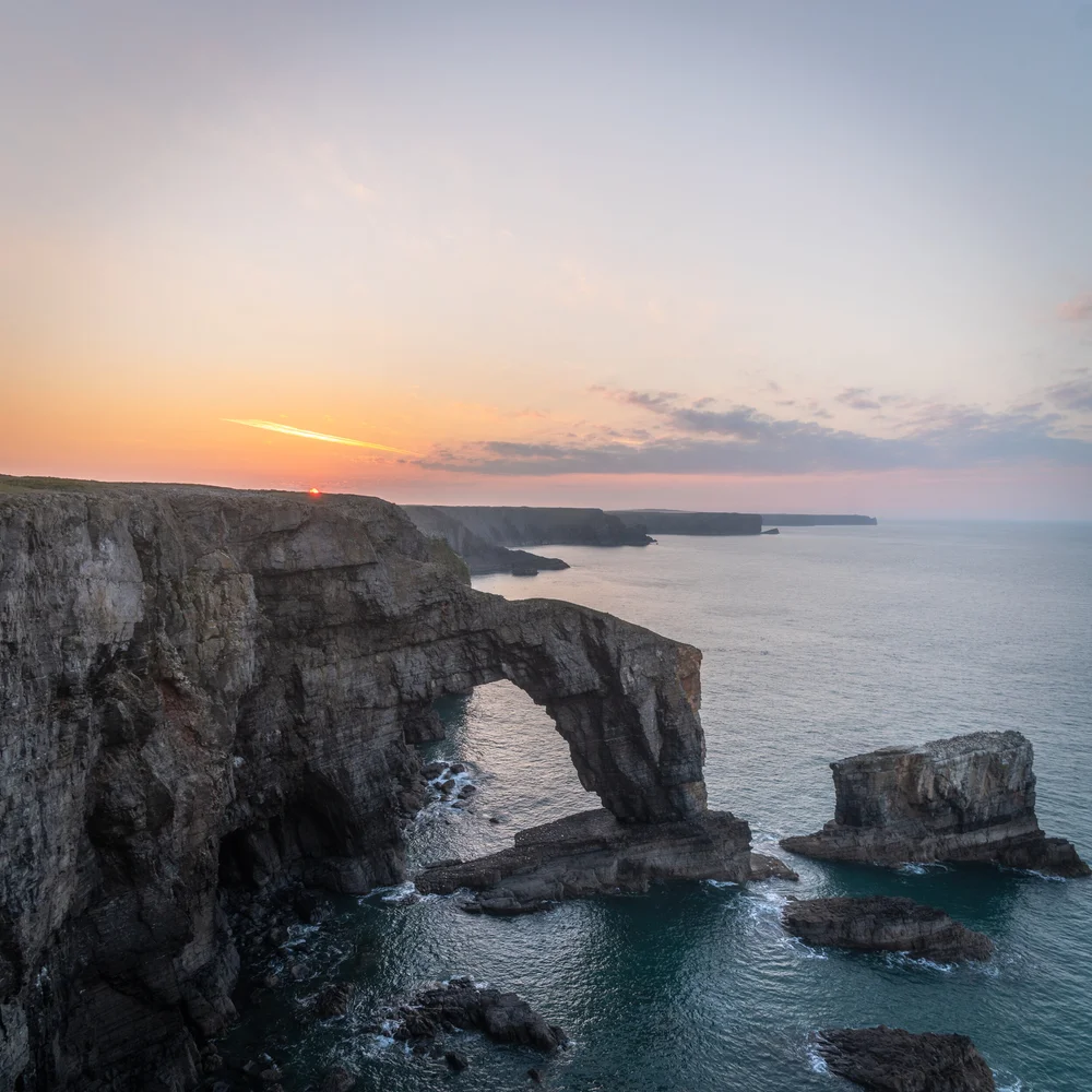 A guide to the Green Bridge of Wales and Stack Rocks | Pembrokeshire ...