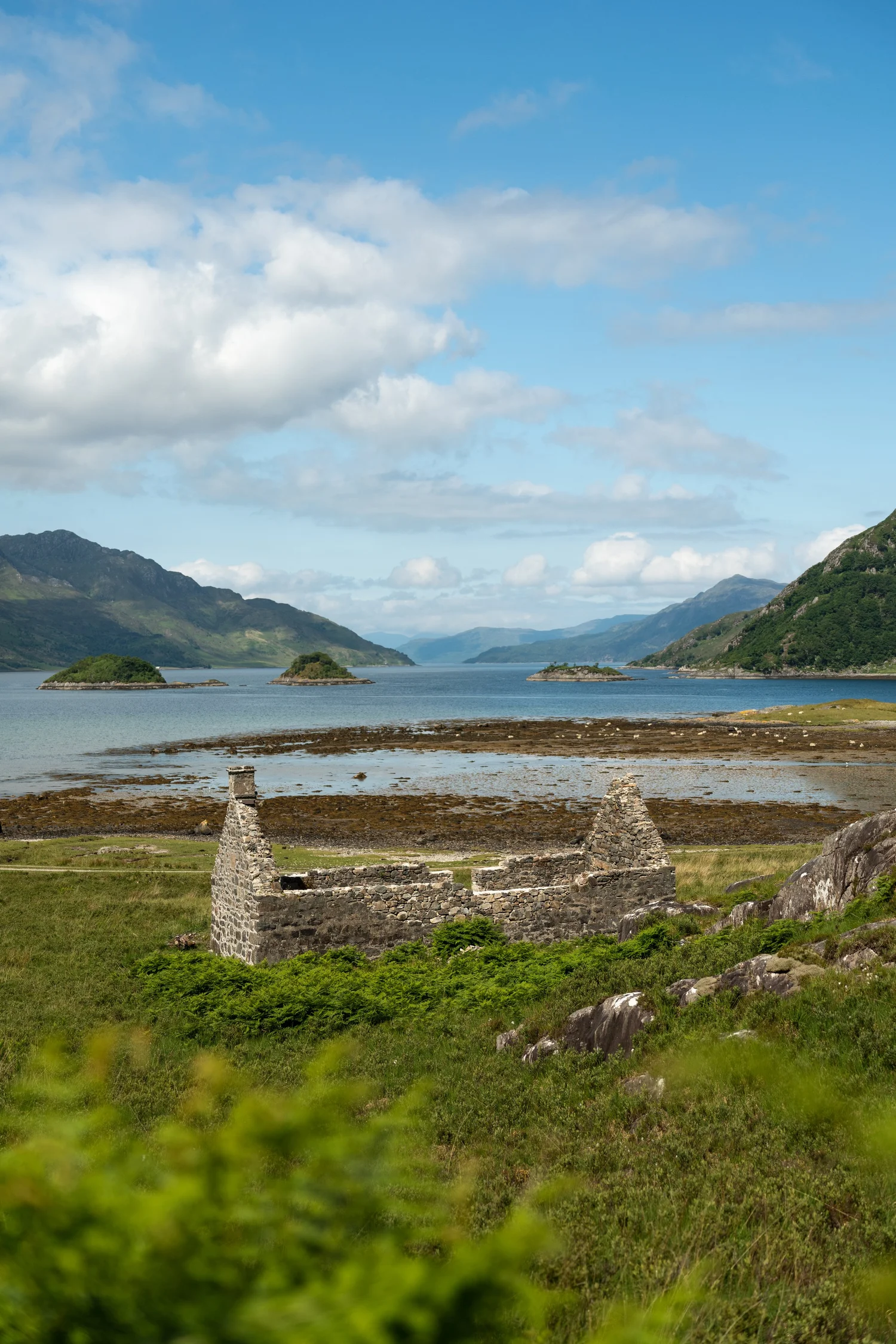 A hike to the most remote pub in mainland Britain | Kinloch Hourn to ...
