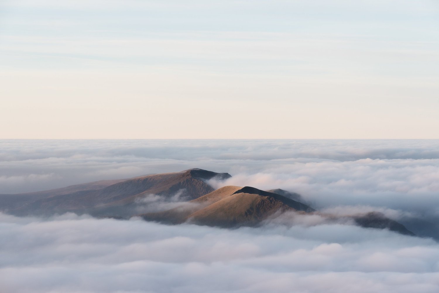Snowdonia Cloud Inversion — Oh What A Knight