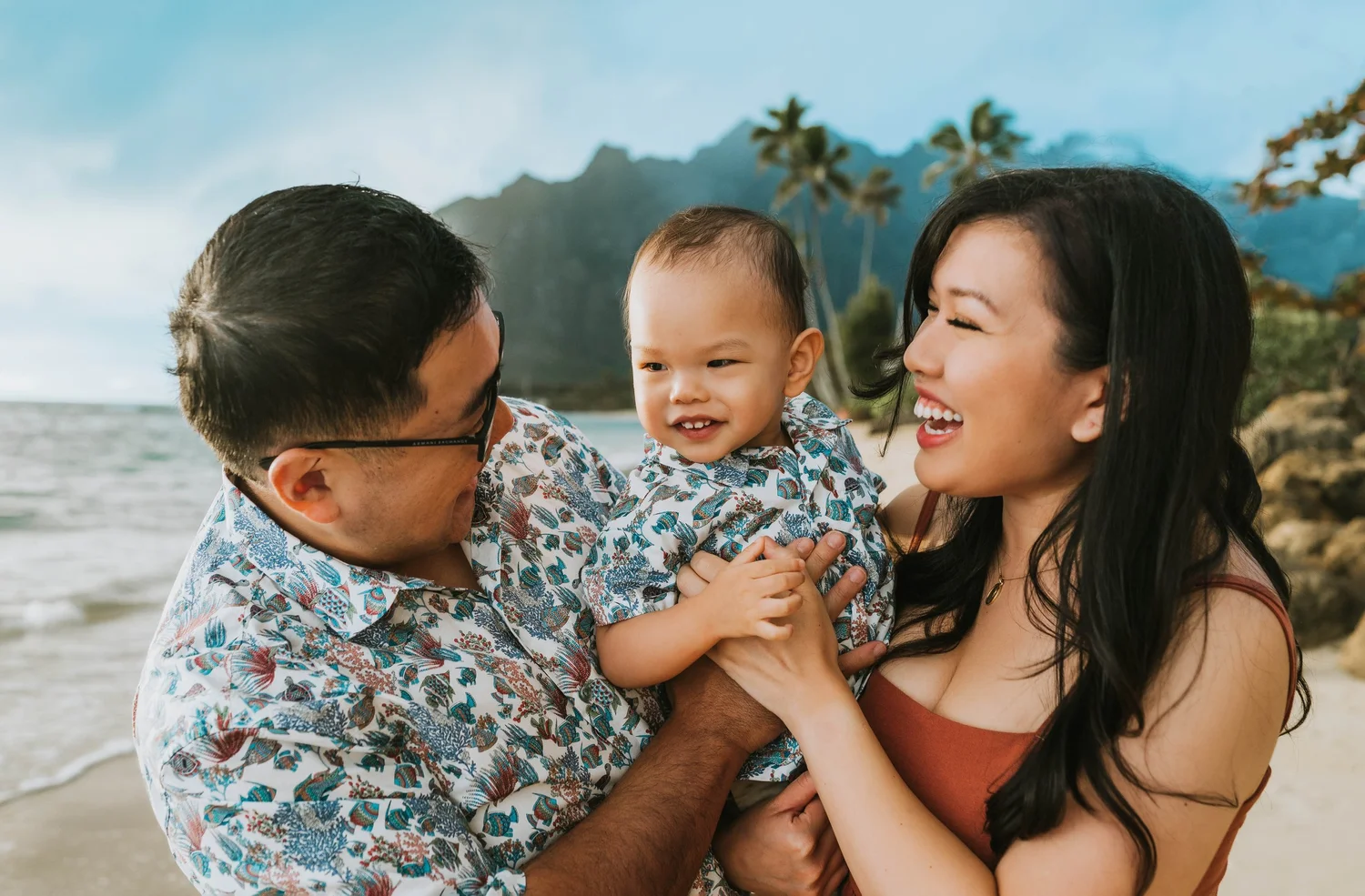 Ka’a’awa Beach Session — Amanda Lessner | Stuttgart, Germany Photographer