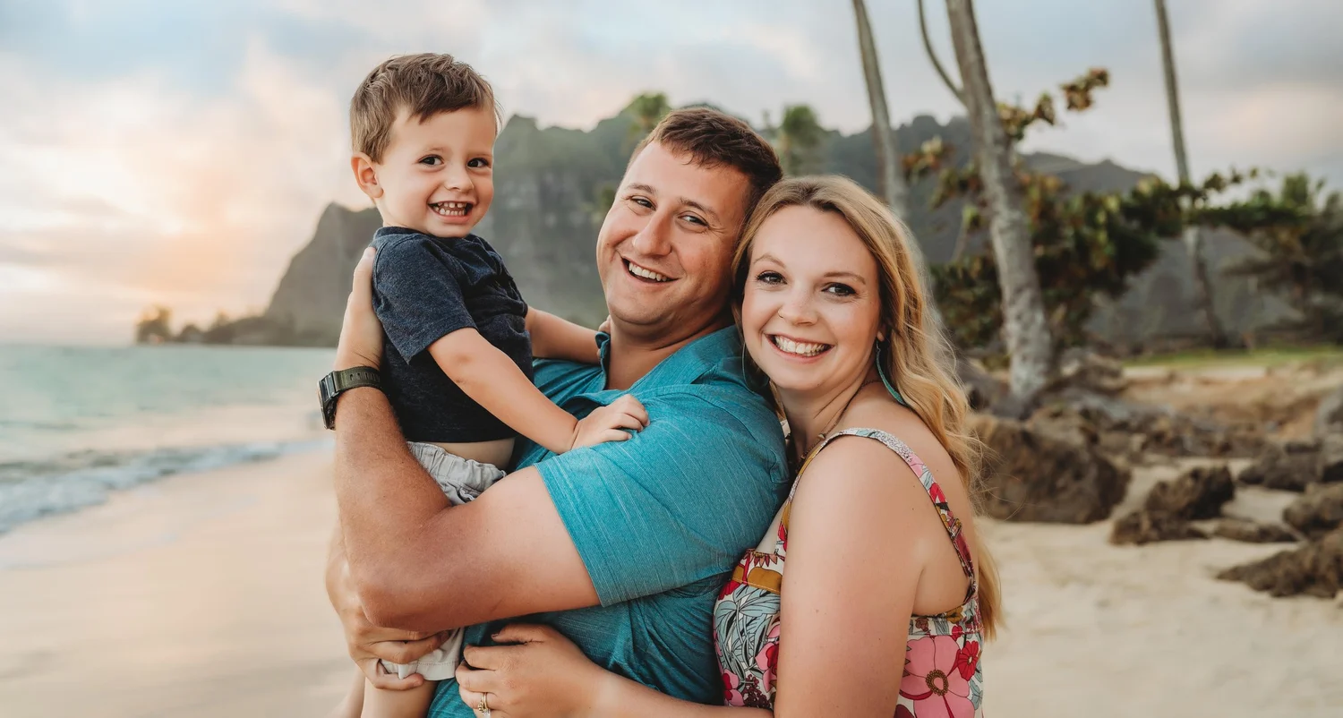 Hughes Family | Ka’a’awa Beach — Amanda Lessner | Stuttgart, Germany ...