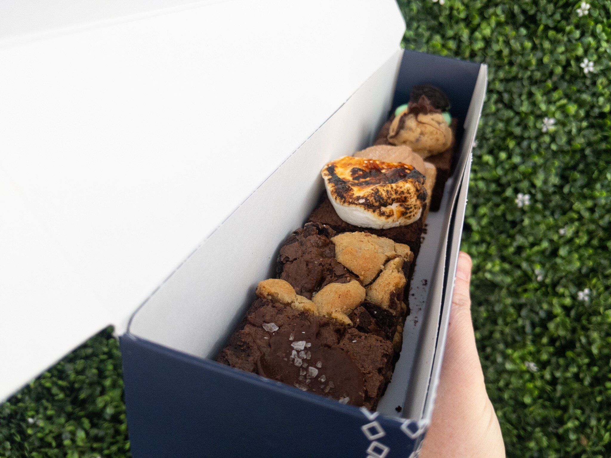 6-Pack Assorted Brownies — BROWNIESx3