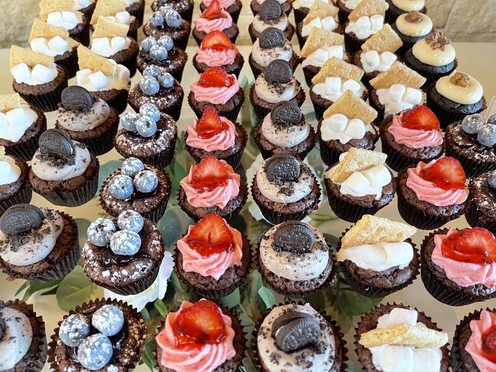 Wedding Cakes & Catering — Smallcakes Cupcakery and Creamery: Jacksonville