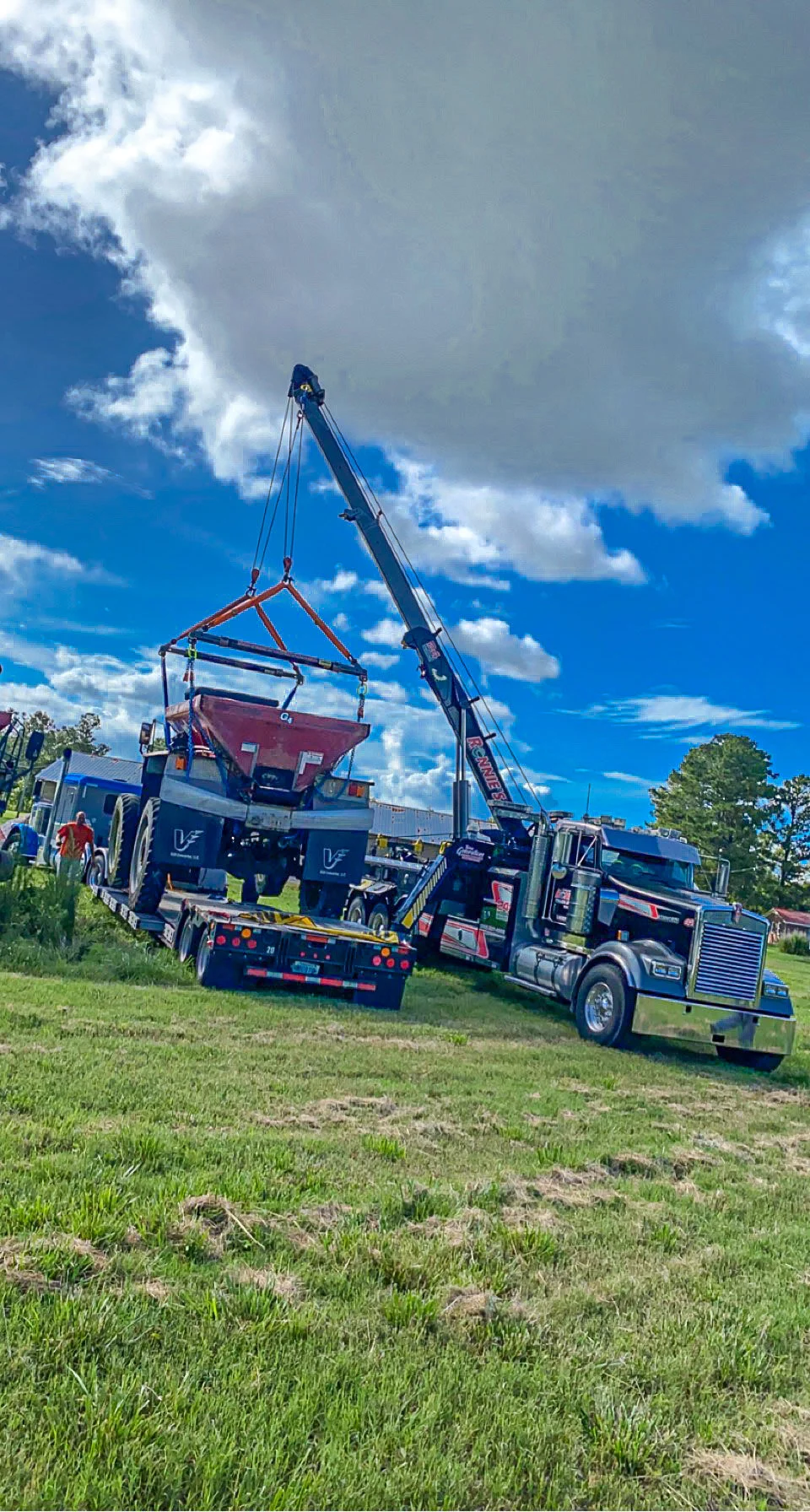 Crane — Ronnie's Truck Service