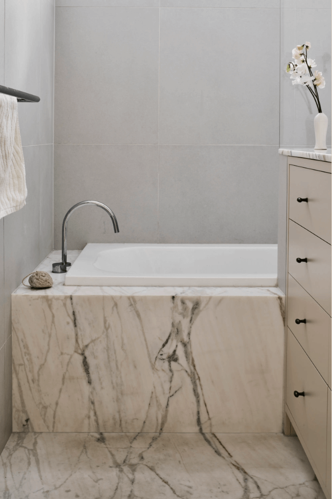 Design Trend: Drop-In Bathtub Ideas You’ll Love
