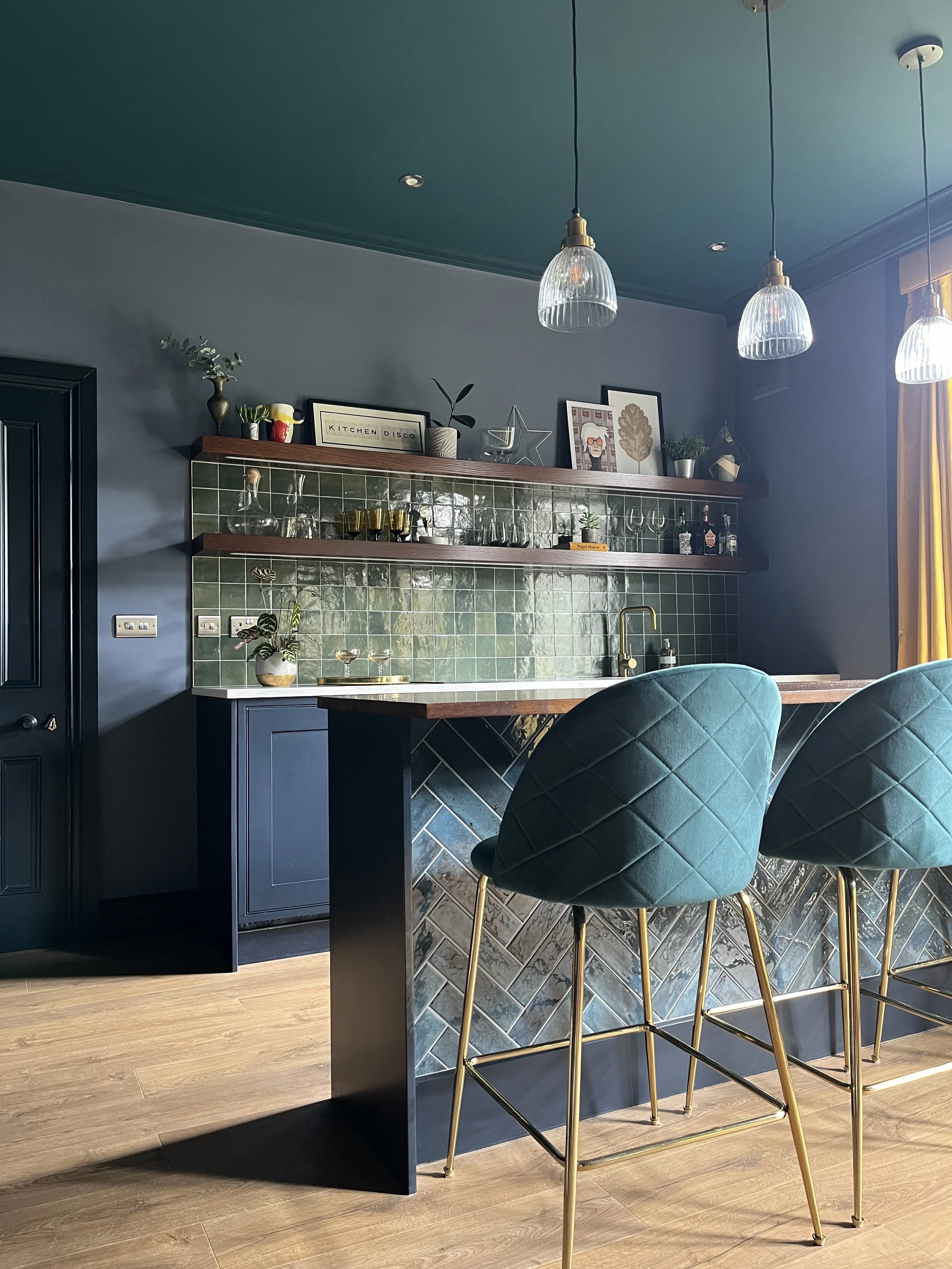 How to Create a Stunning Basement Family Space