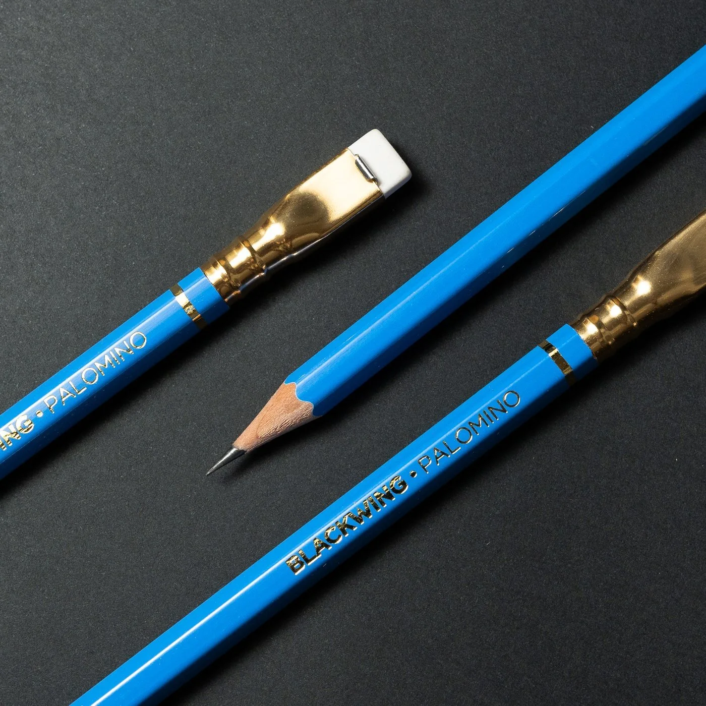 Blackwing Pearl Blue Balanced Graphite Set de 12 — KANDS Papelería