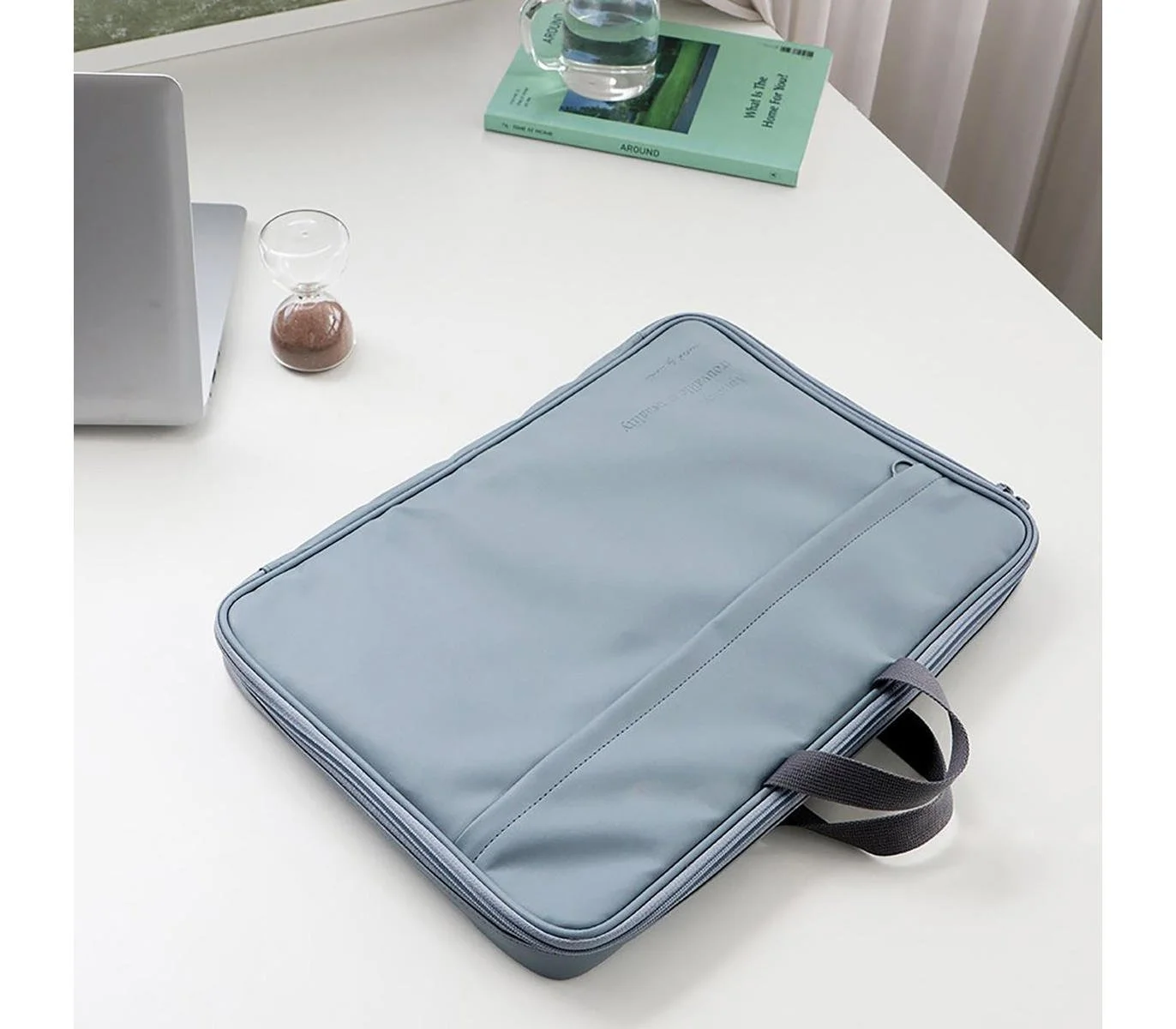 Iconic Multi pocket laptop pouch 13" 03 Beige — KANDS Papelería