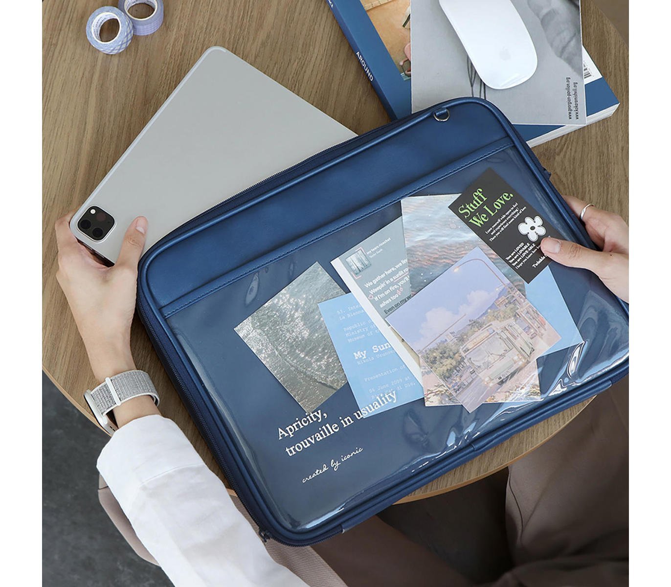 Iconic Collect laptop pouch 13" 05 Deep blue — KANDS Papelería