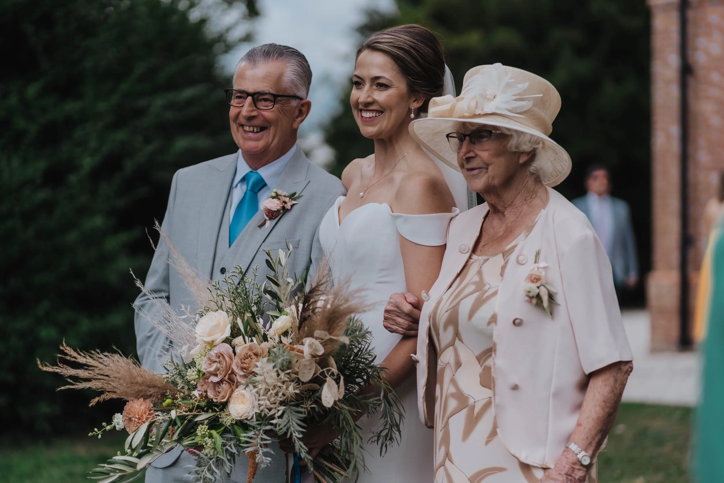 Meet Our Couples - The Wrights — Abbots Court Rural Retreat & Wedding Venue
