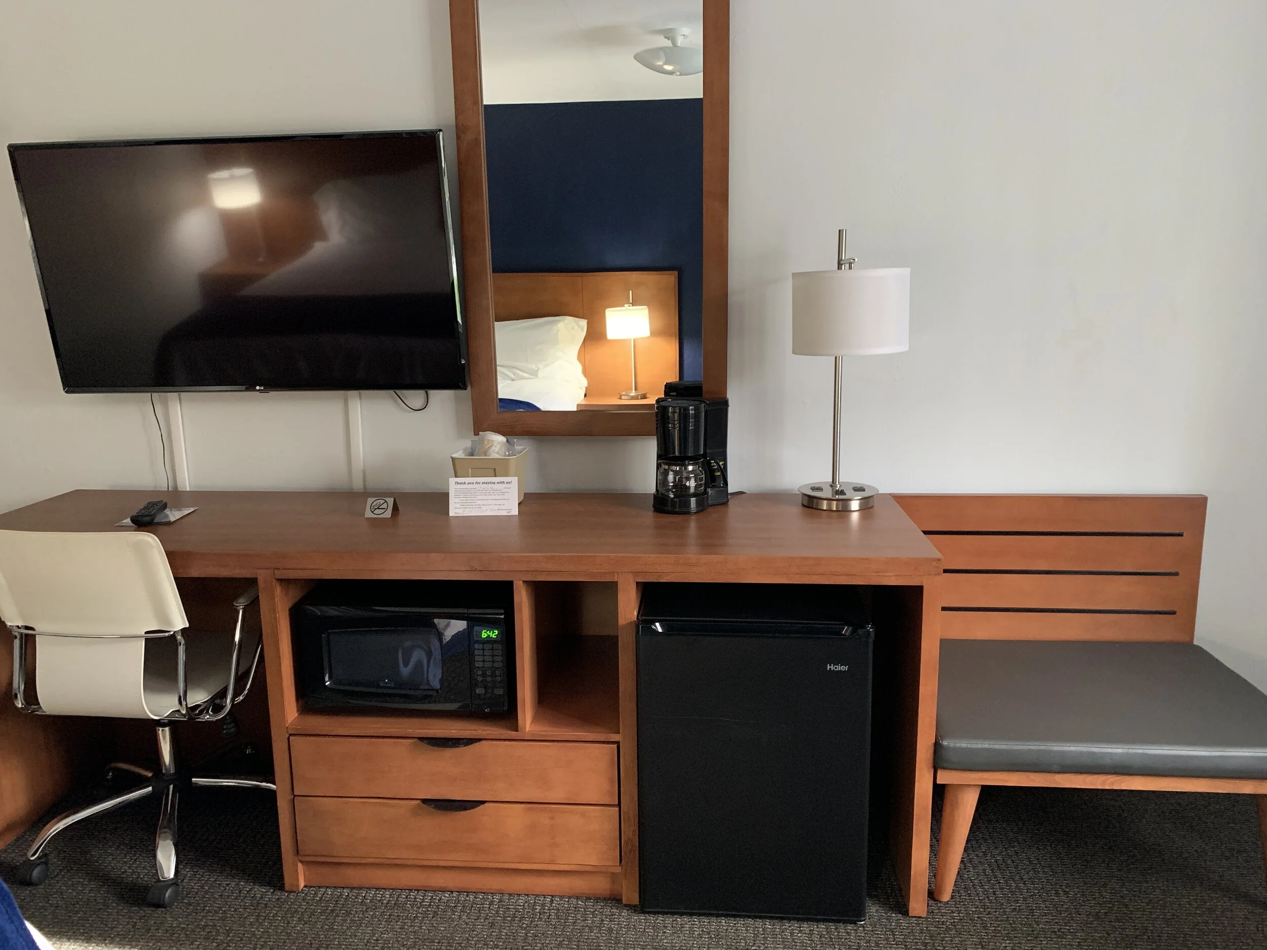 Our Rooms — Starlite Resort