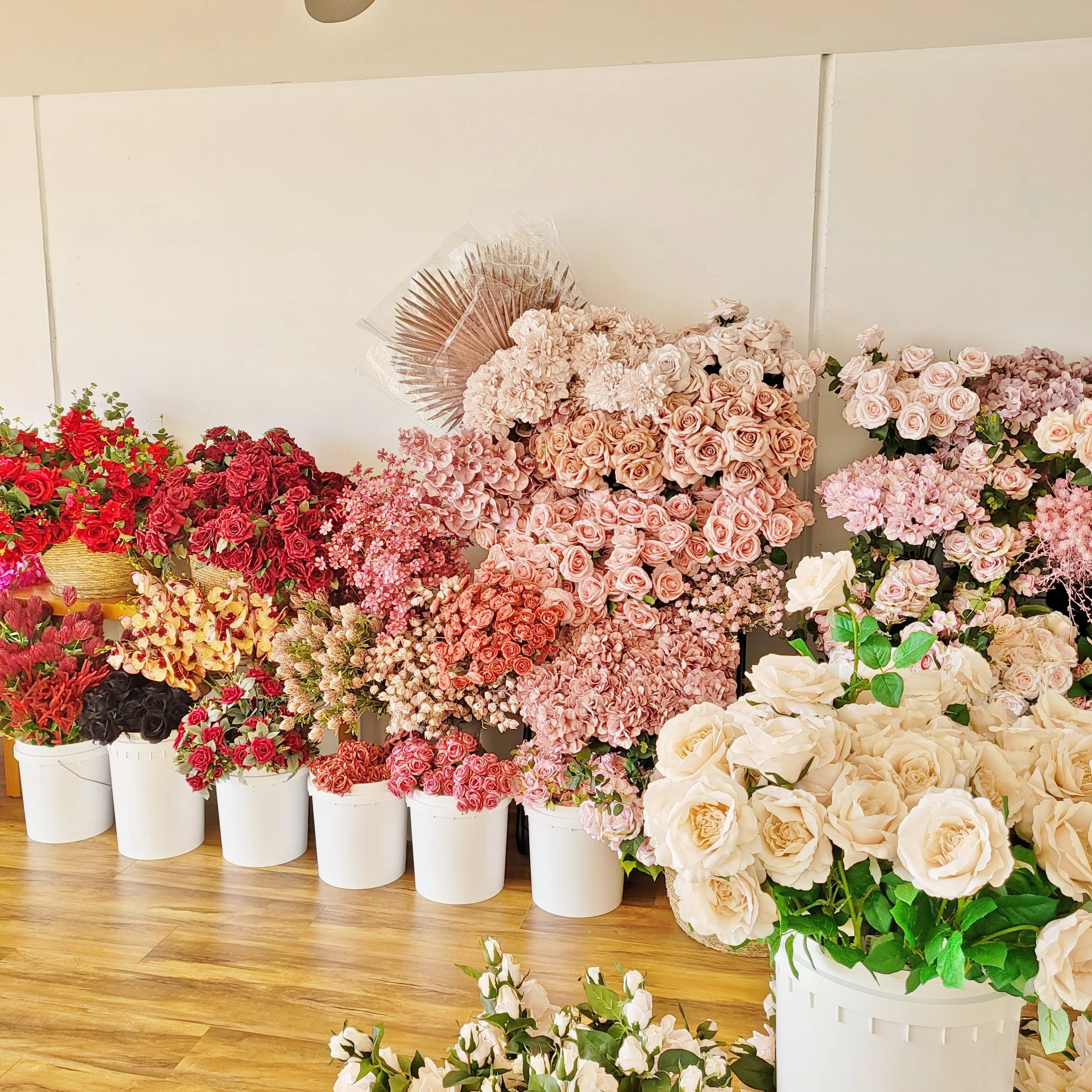 Beautifully handcrafted artificial hand bouquets for wedding